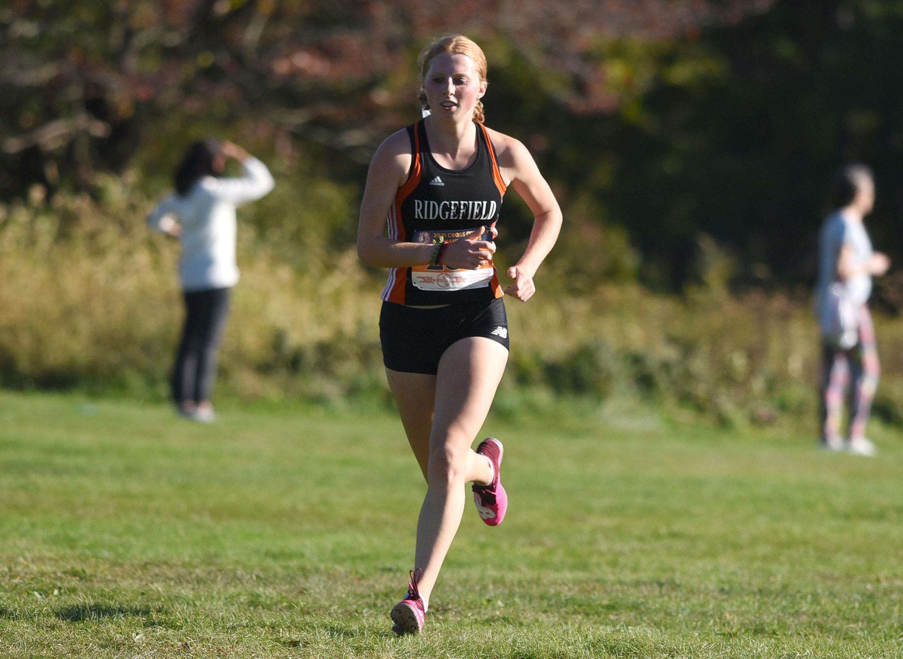 Maya Suarez's Instagram, Twitter & Facebook on IDCrawl