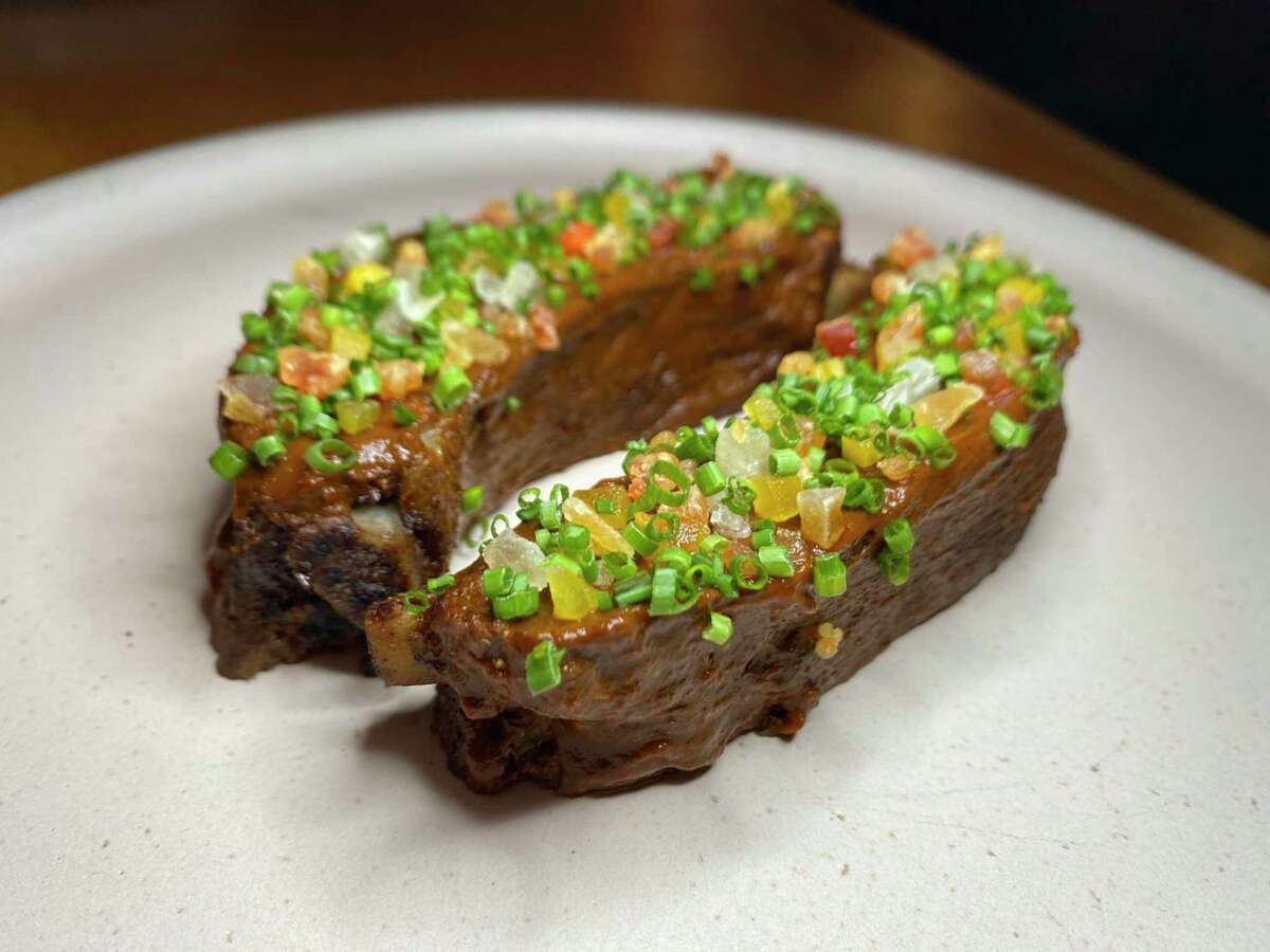 Review: Mixtli is still good after Southtown move, but it’s no longer ...