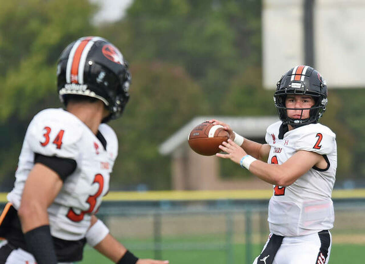 EDWARDSVILLE FOOTBALL OFFENSE MVP: Curry grows in sophomore season