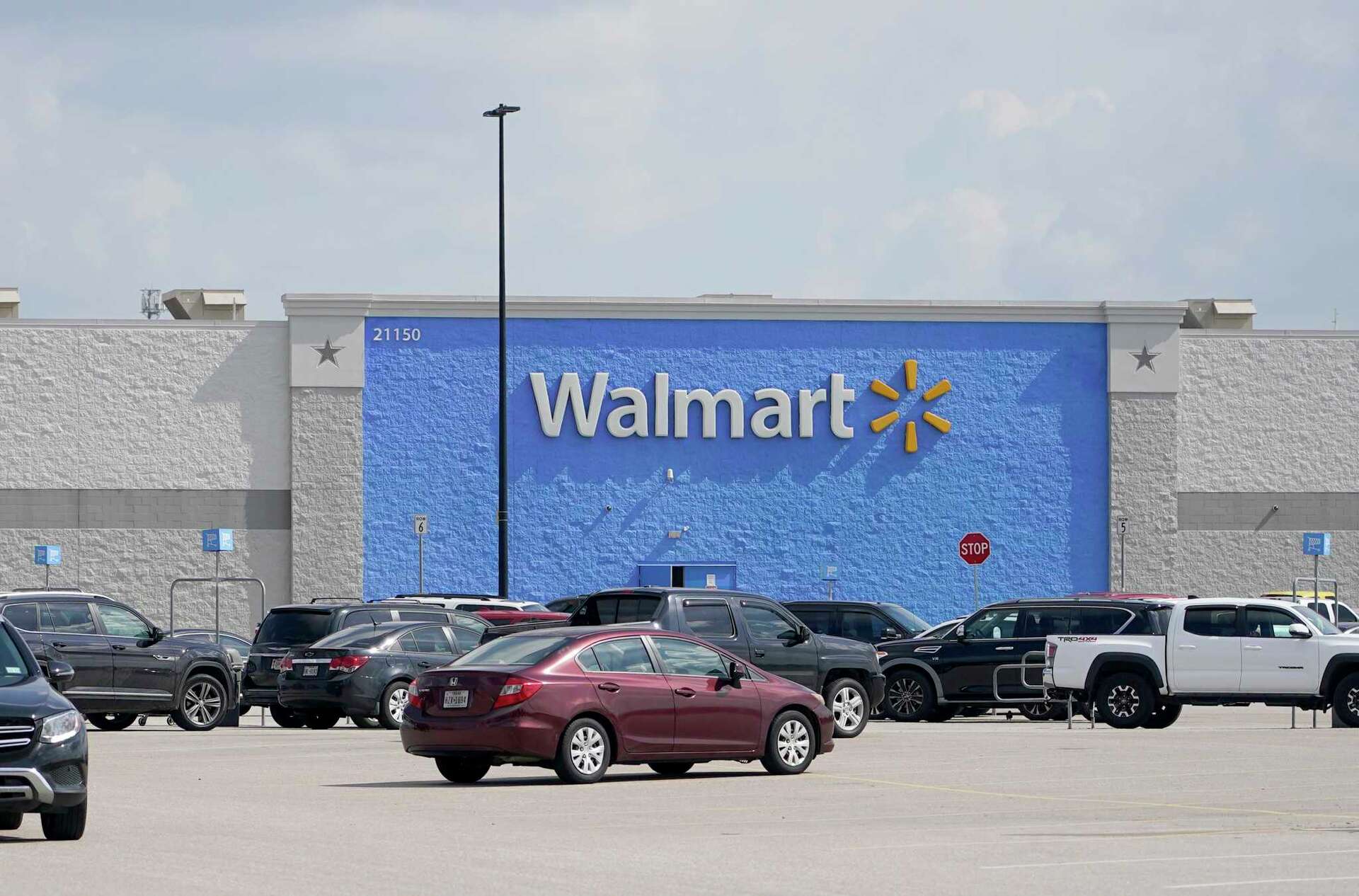 Walmart to offer pop-up shops within its stores through Popable