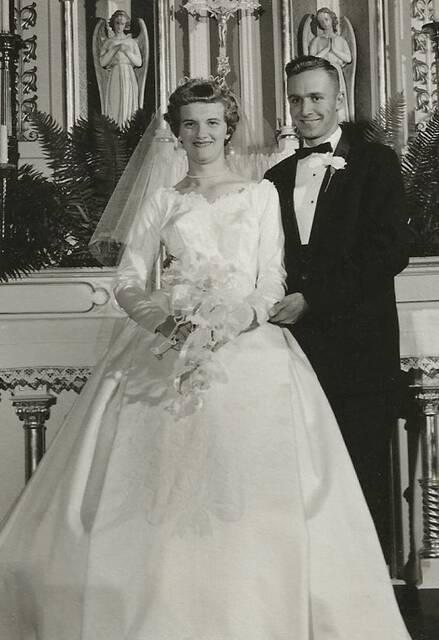 Wegeners mark 60th wedding anniversary