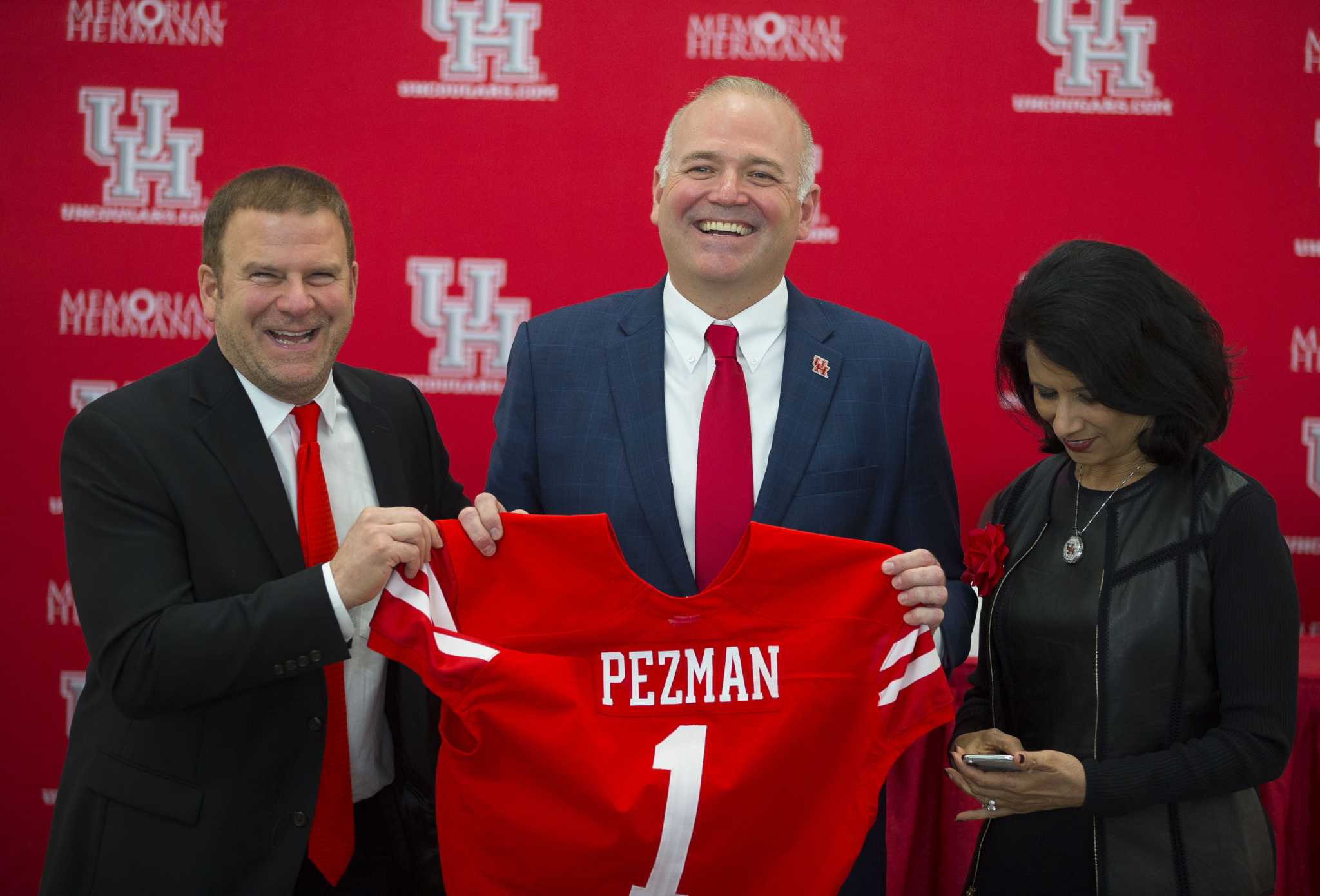 Houston AD Chris Pezman agrees to contract extension through 2026