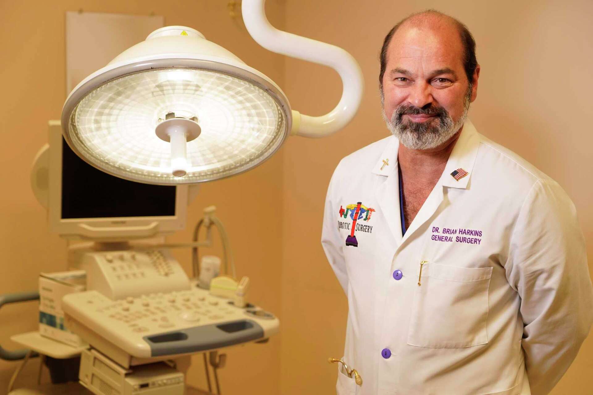 Houston surgeon pioneers new technology for abdominal operations