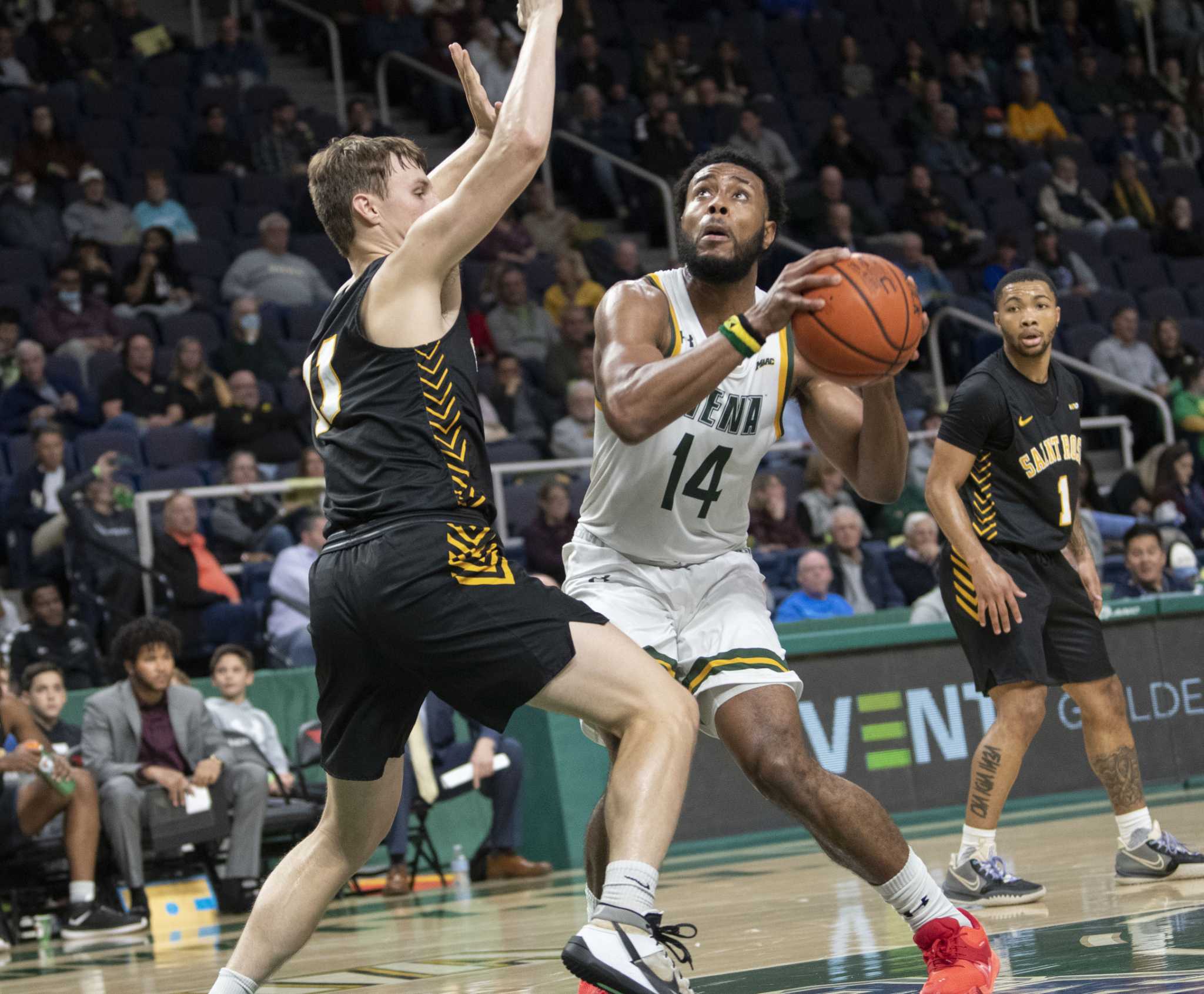 Jordan Kellier helps Siena basketball in unaccustomed role at center