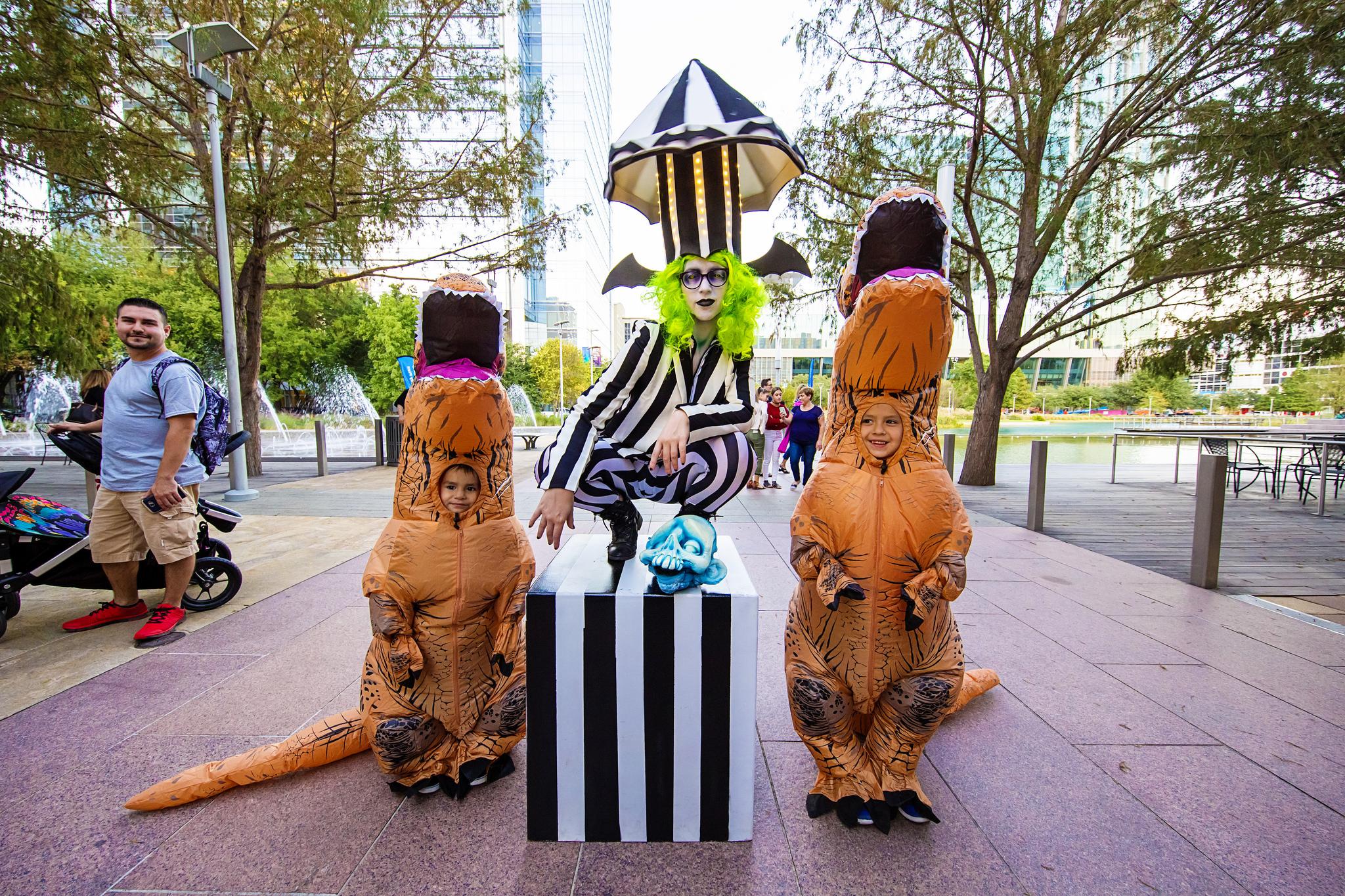 35 haunted houses and spooky attractions around Houston to celebrate ...