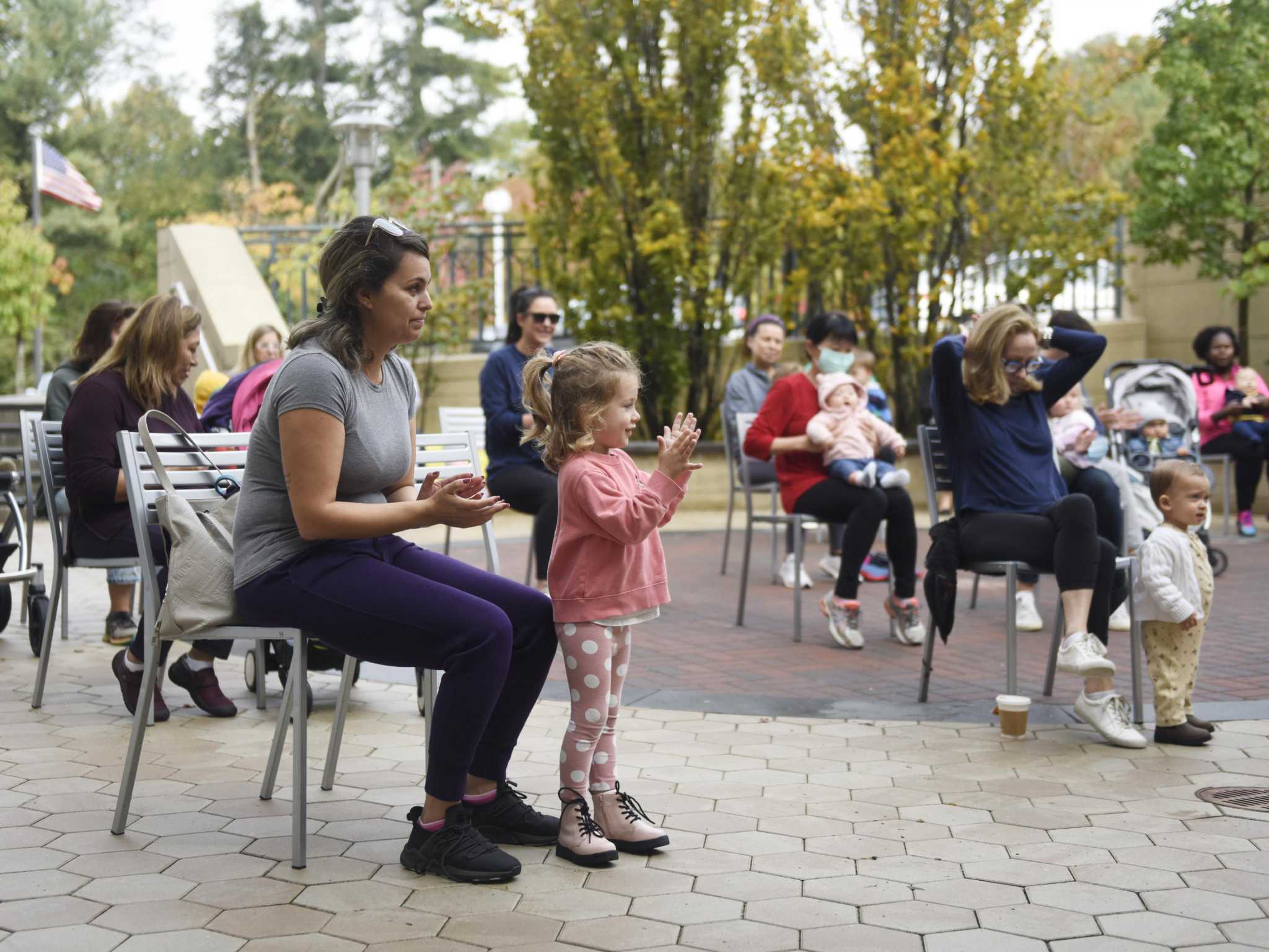 In photos: Greenwich Library offers autumnal outdoor story time for ...