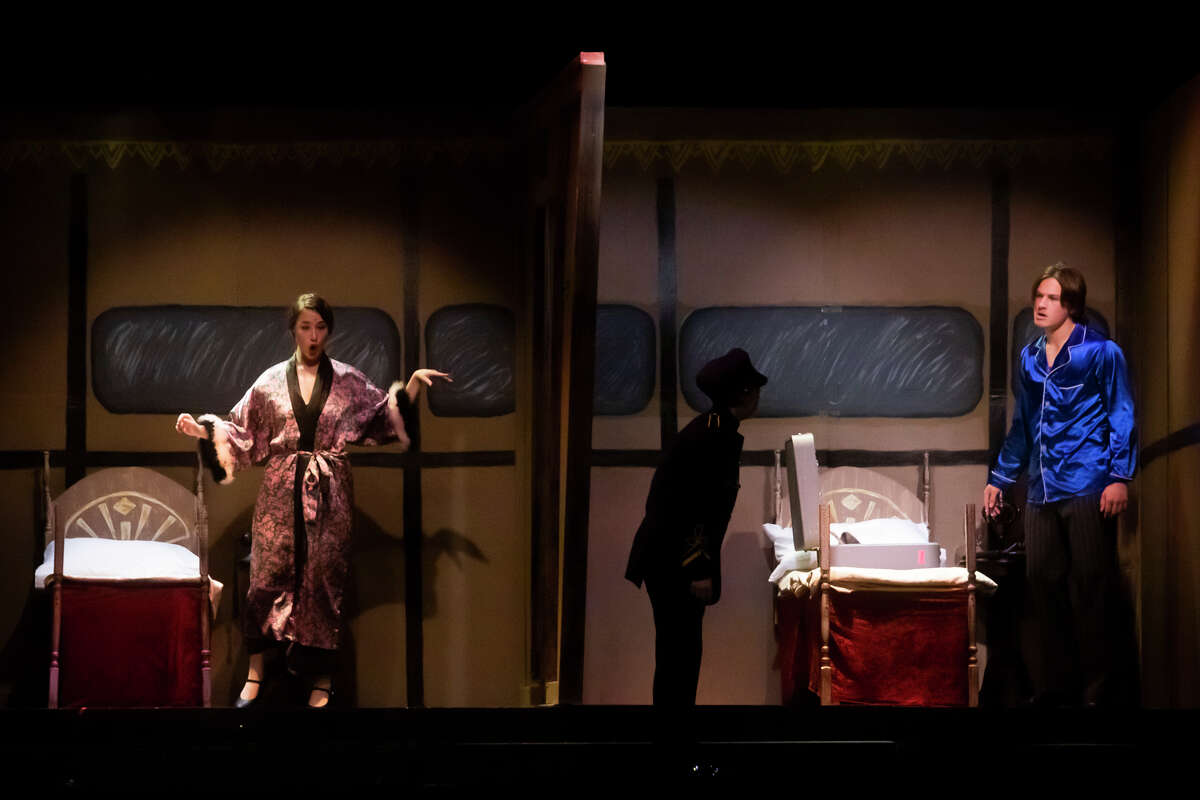 Midland High students deduce, decipher clues in 'Murder on the Orient ...