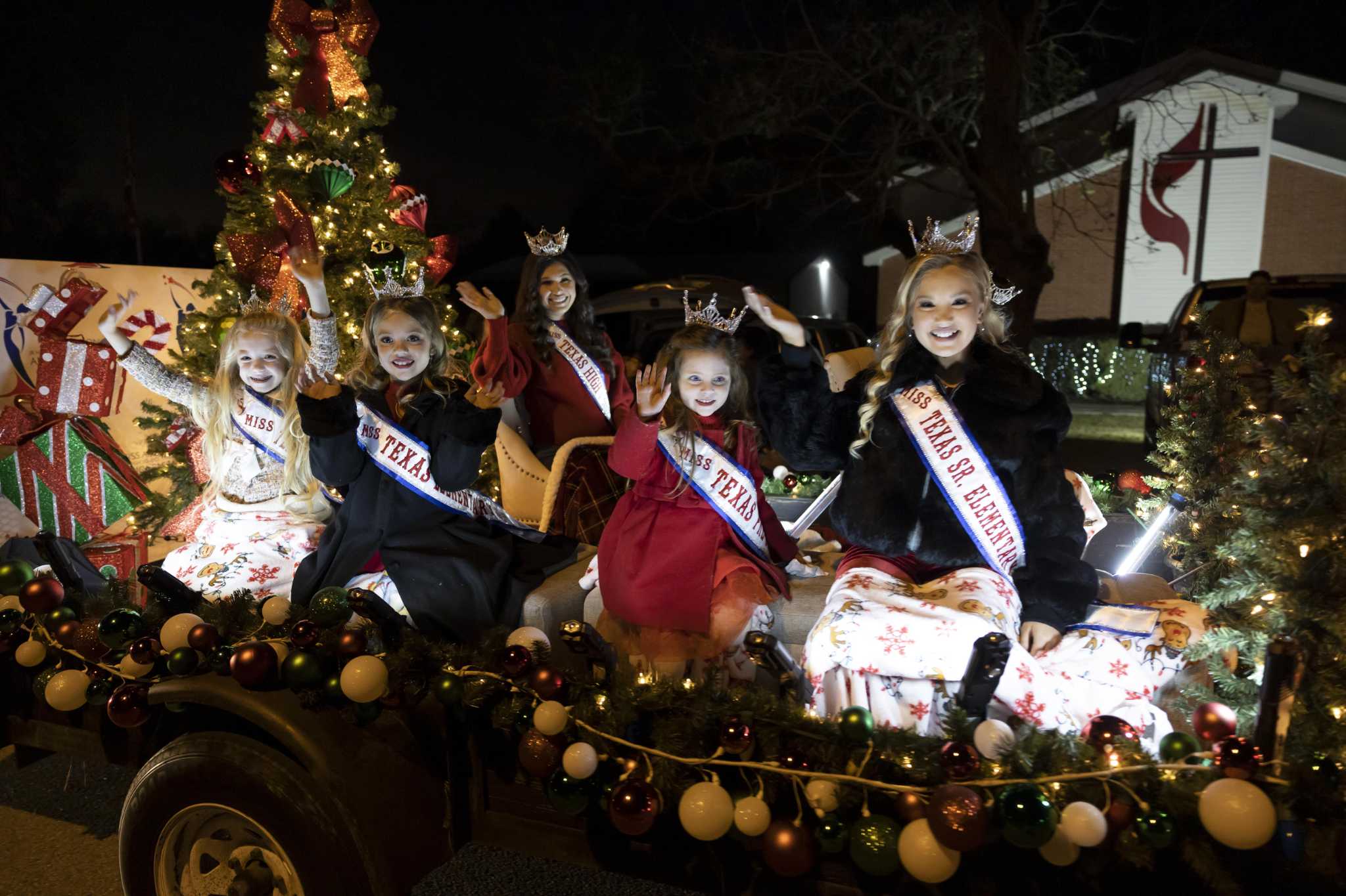 Dec. 3-16: Get into the holiday spirit with these northwest Houston events