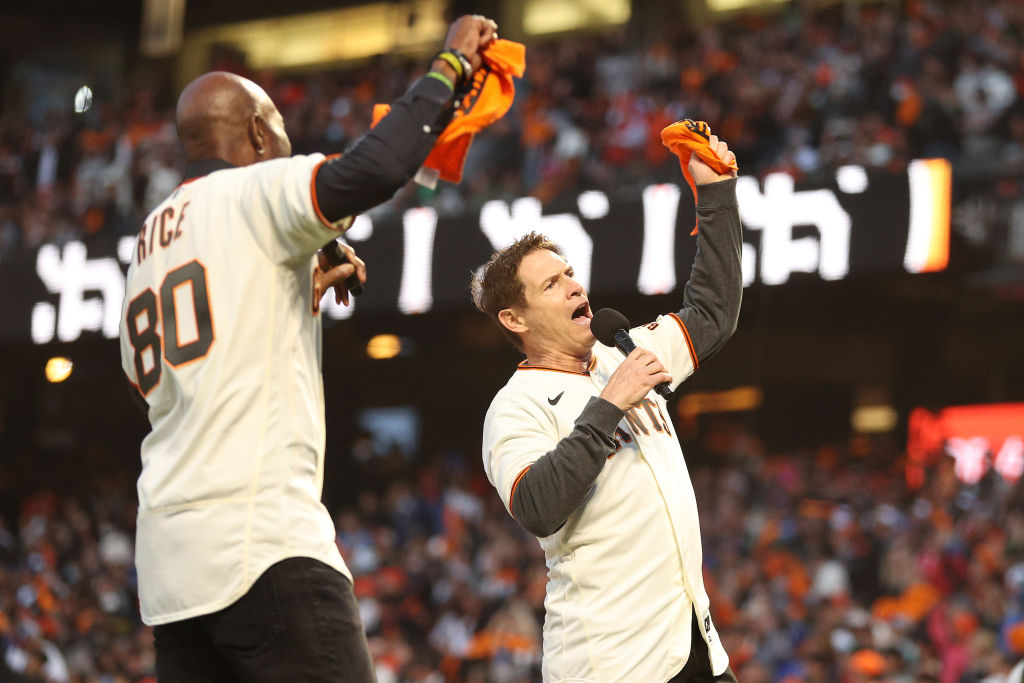 49ers legend has scary take on Garoppolo, Lance and locker room