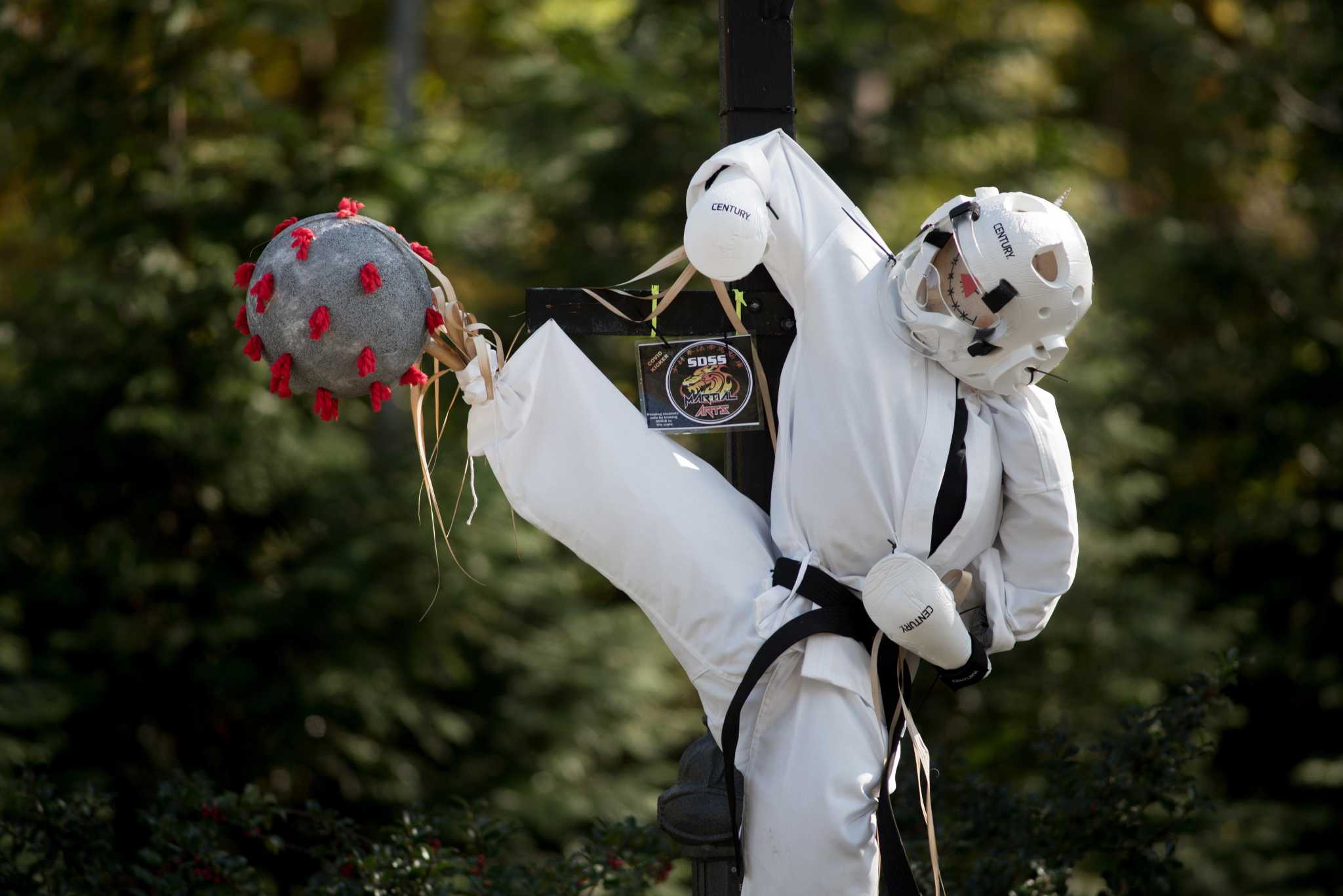 Town of Wilton hosting scarecrow scavenger hunt