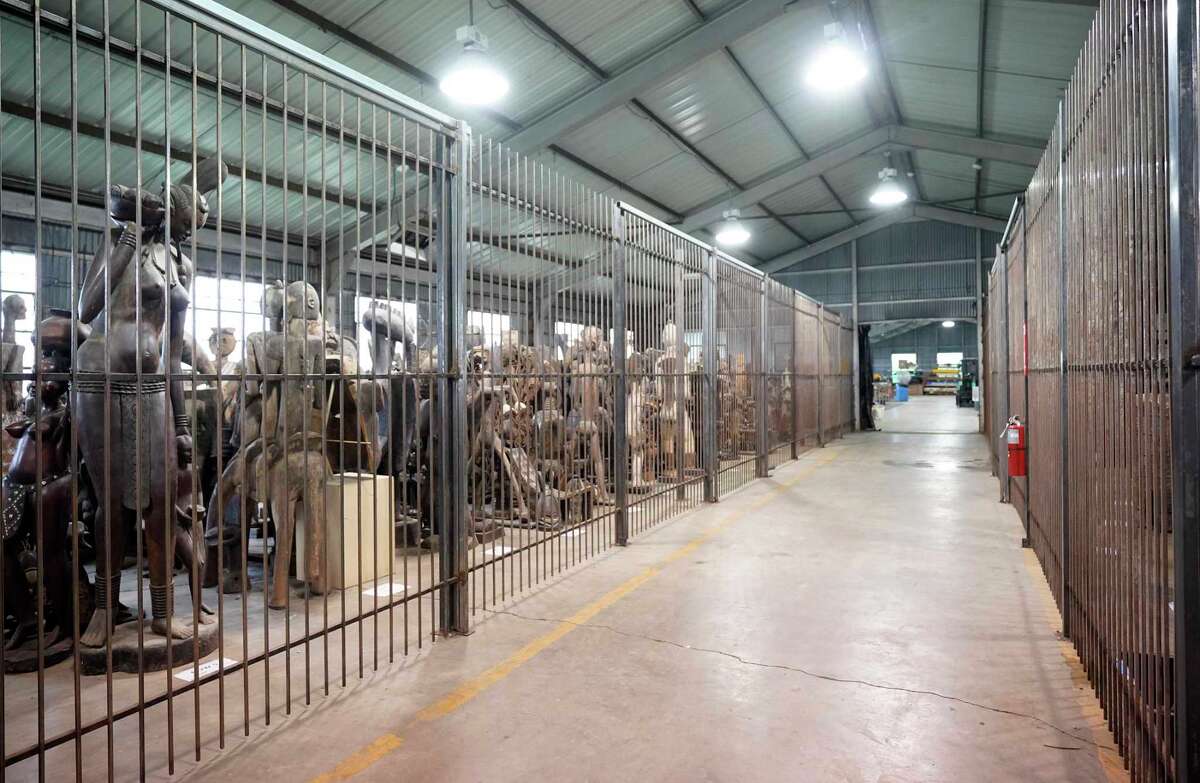 Grand jury clears Rodney Ellis in unusual African art case