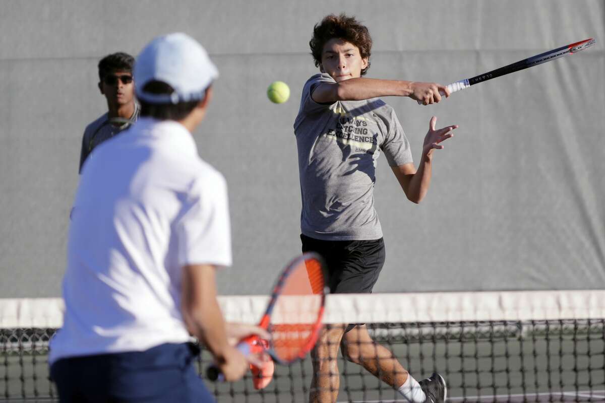 Houston teams come up short at state tennis tournament