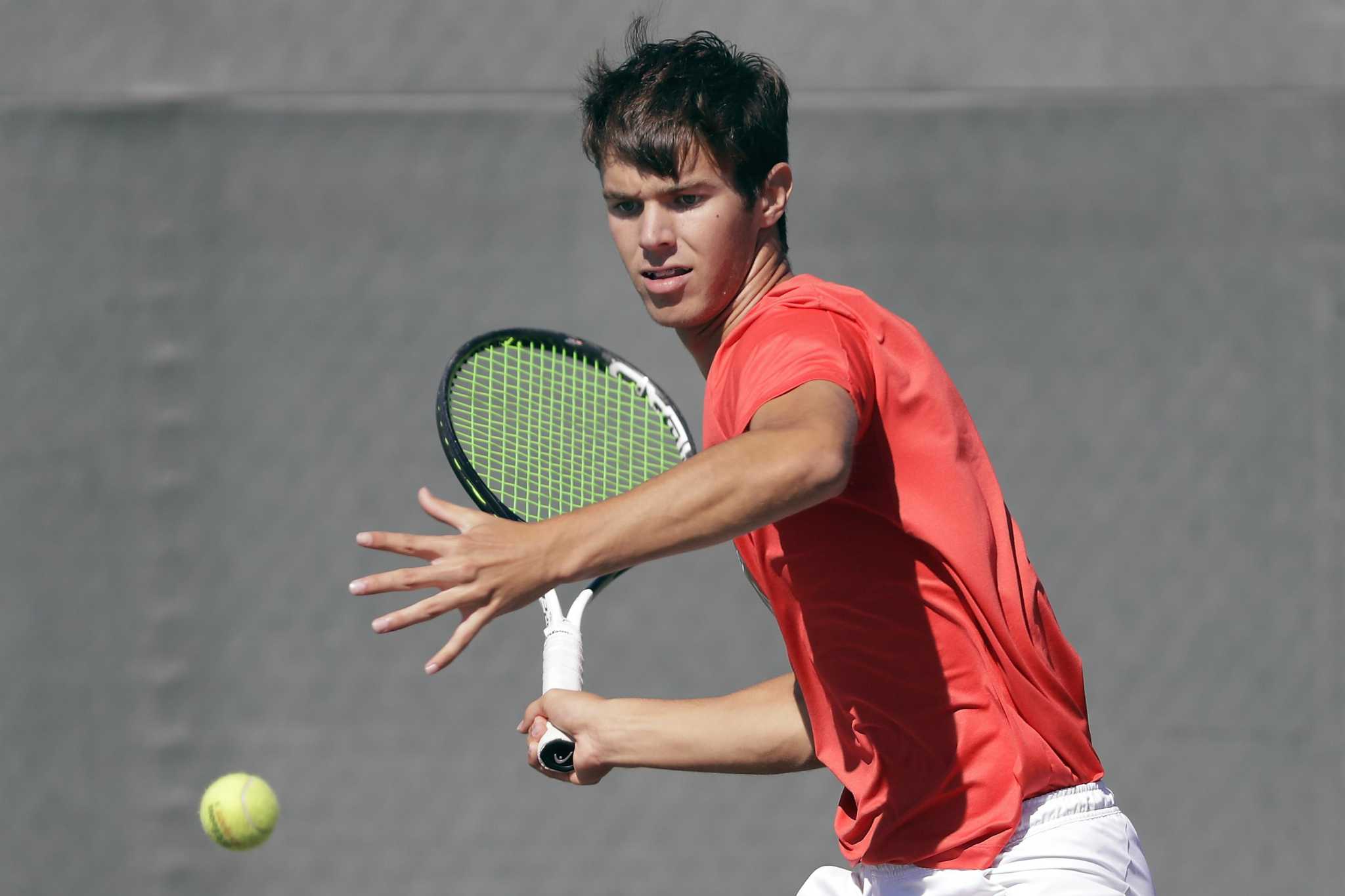 Highlanders team tennis strikes down Stratford