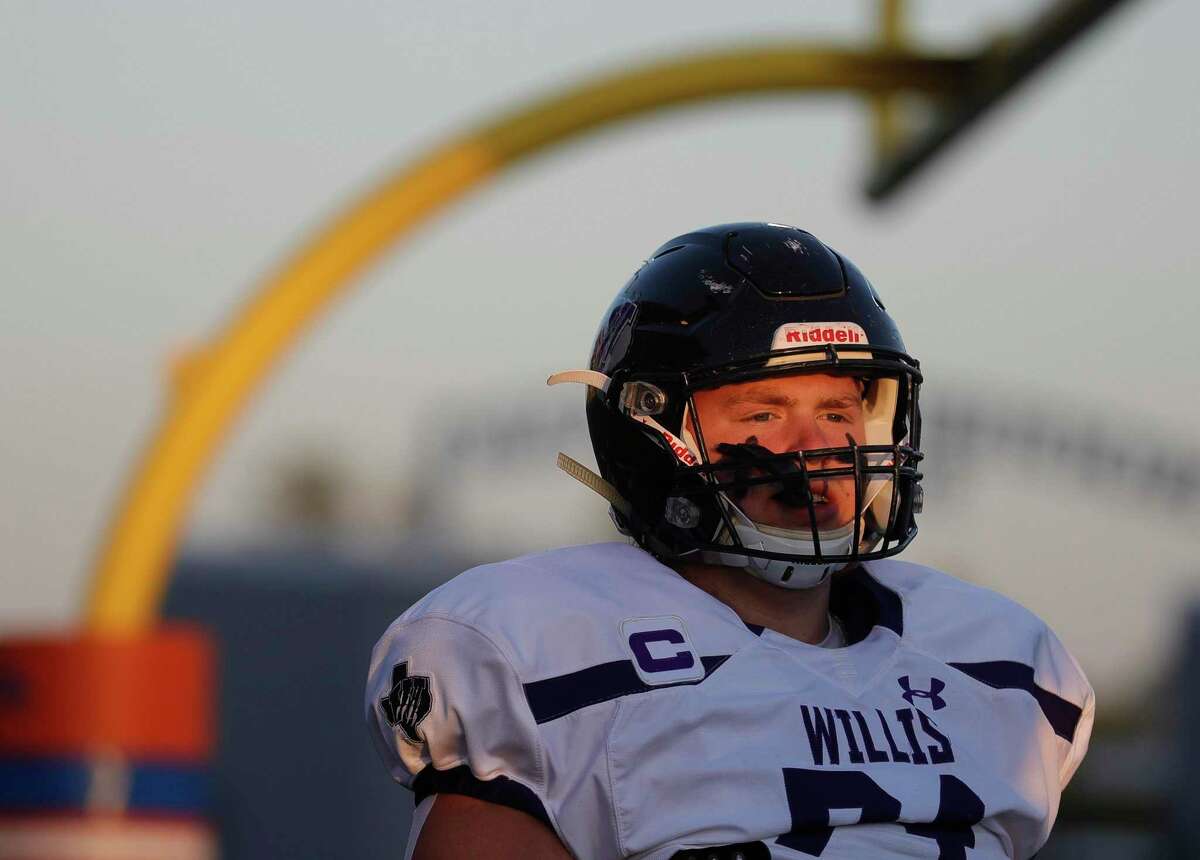 Grand Oaks grabs decisive district win over Willis