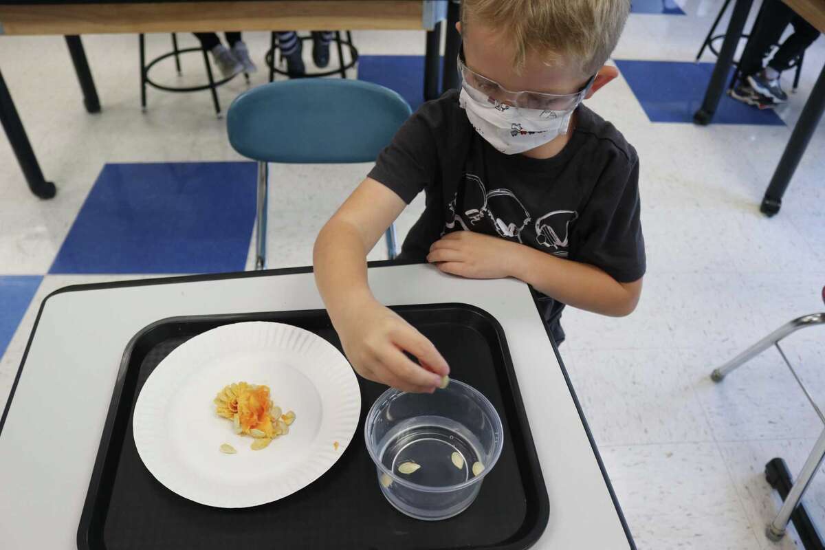 Milford adds STEM labs to all elementary schools