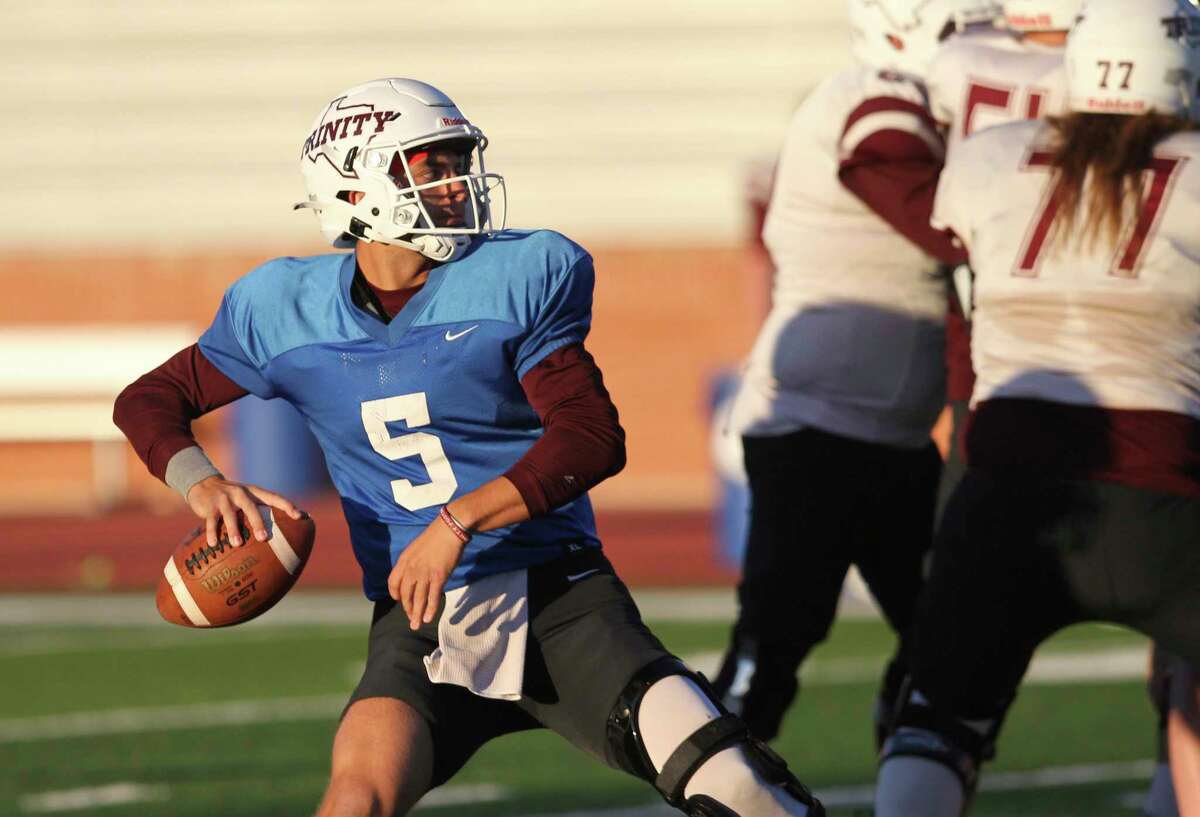 Undefeated Trinity football chasing first playoff berth since 2011