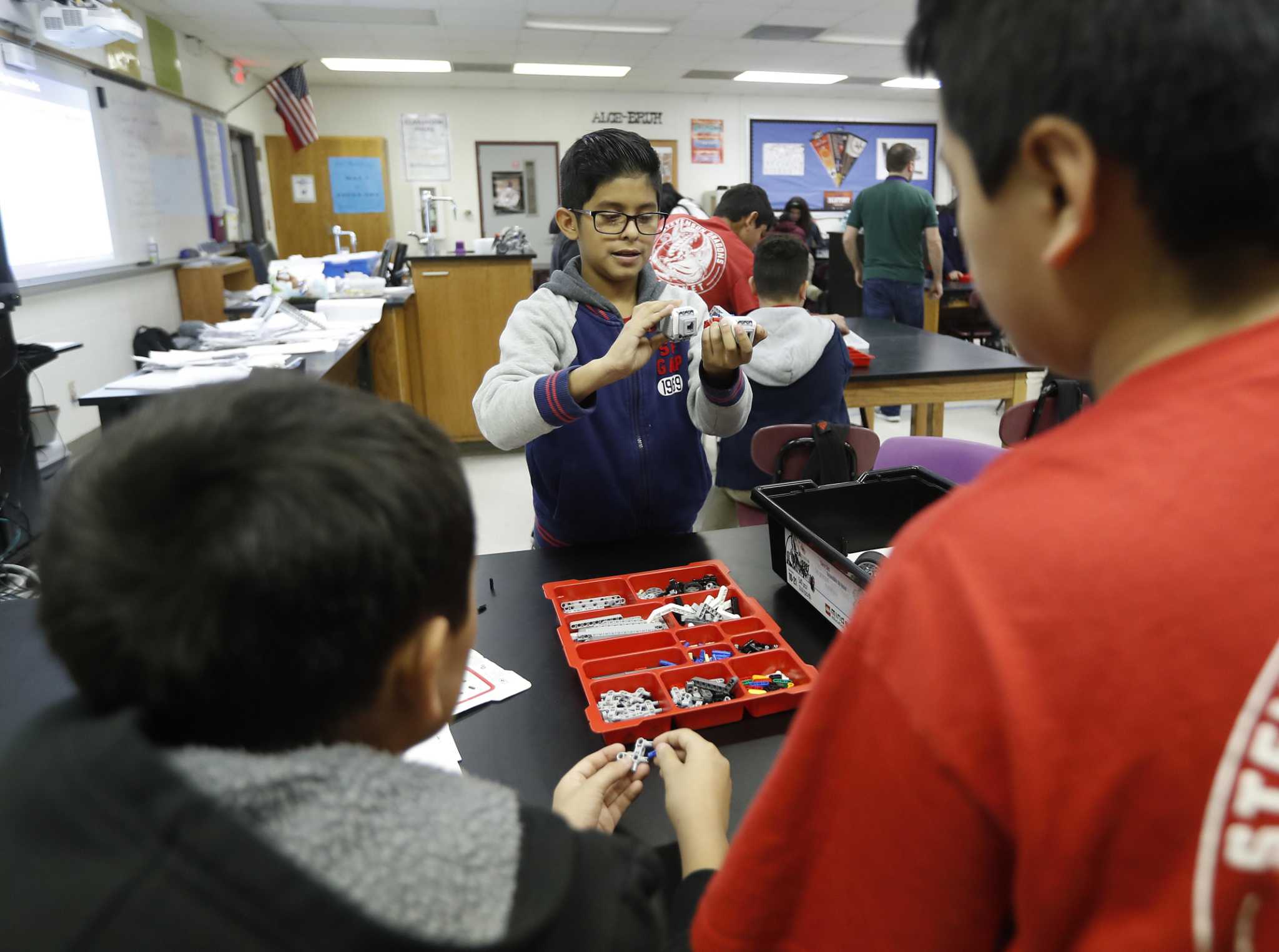 Opinion: Addressing immigration doesn't end at the border — schools ...