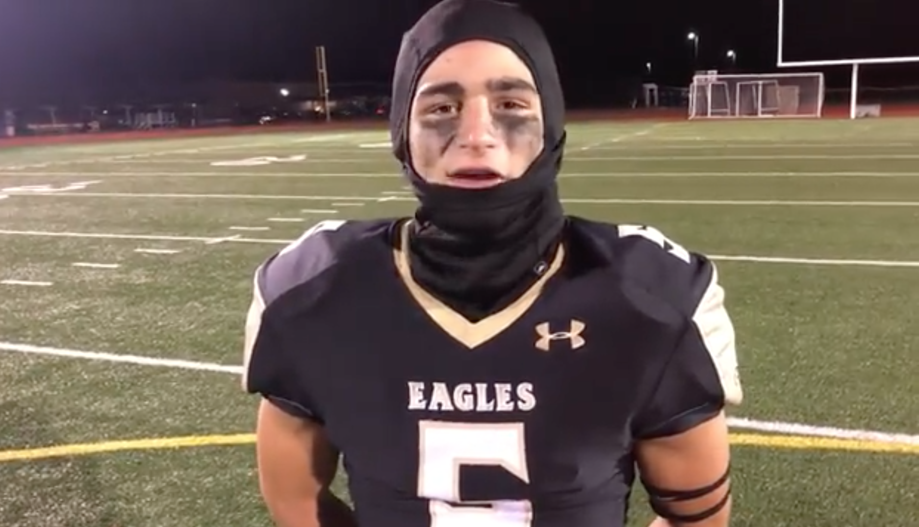 Trumbull rebounds behind Smith's 4 TDs to beat Warde