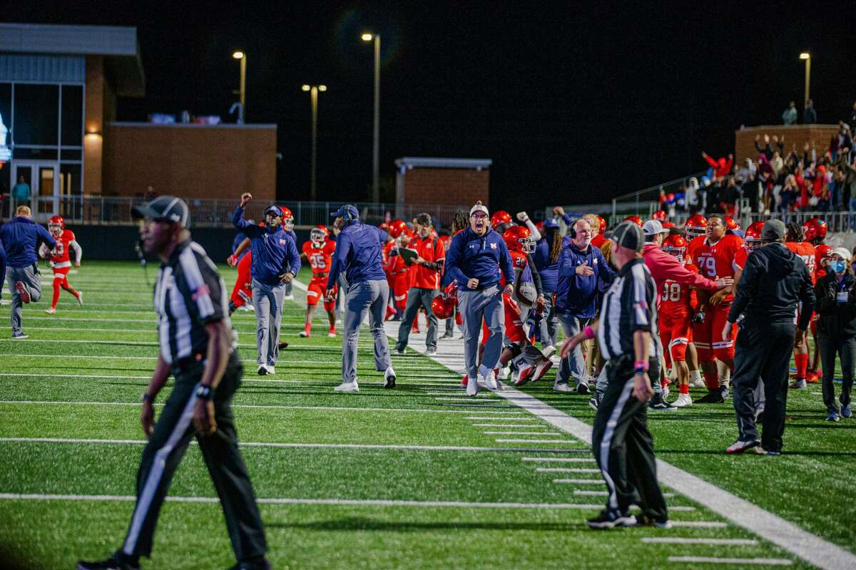 Friday night highlights: Manvel hands Paetow first loss