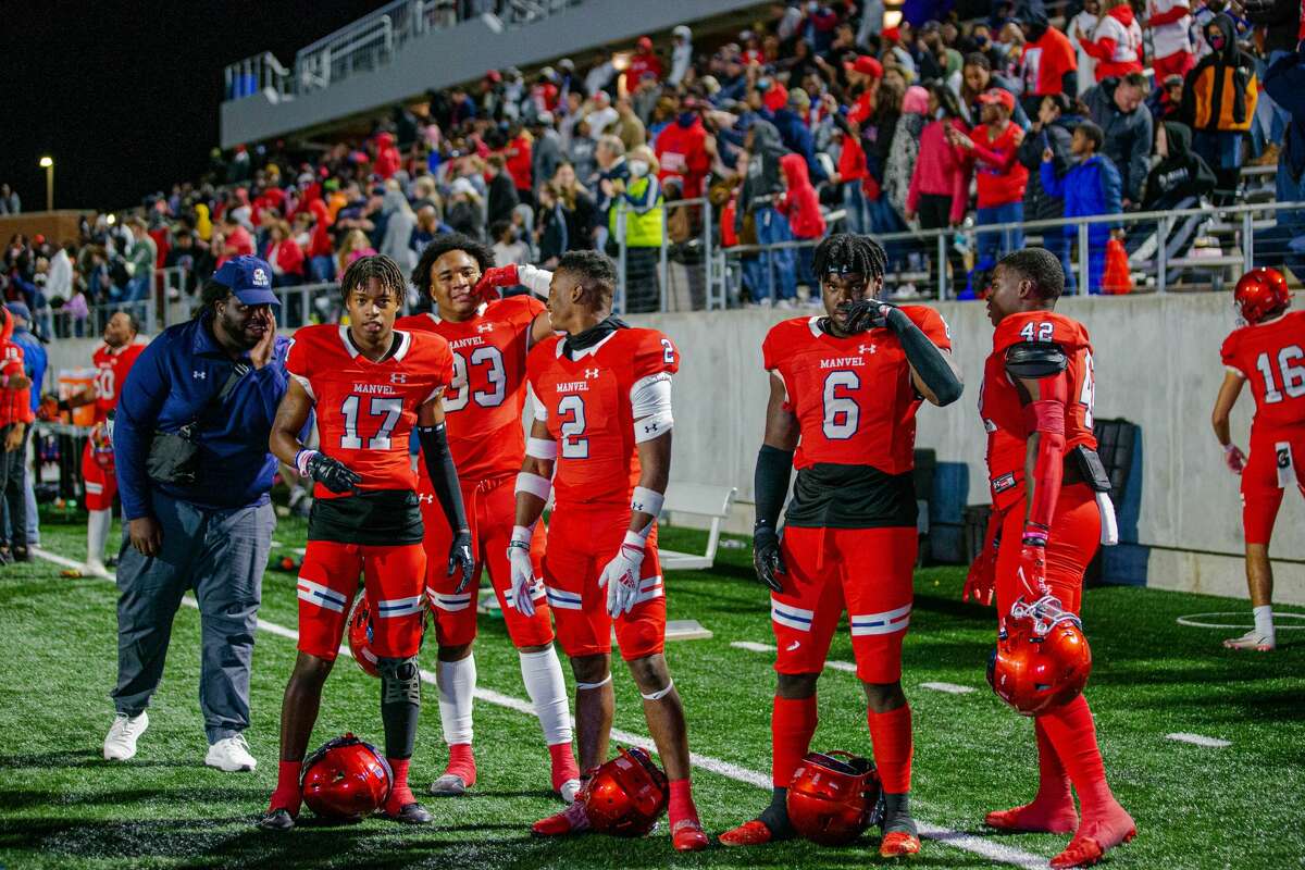 Friday night highlights: Manvel hands Paetow first loss