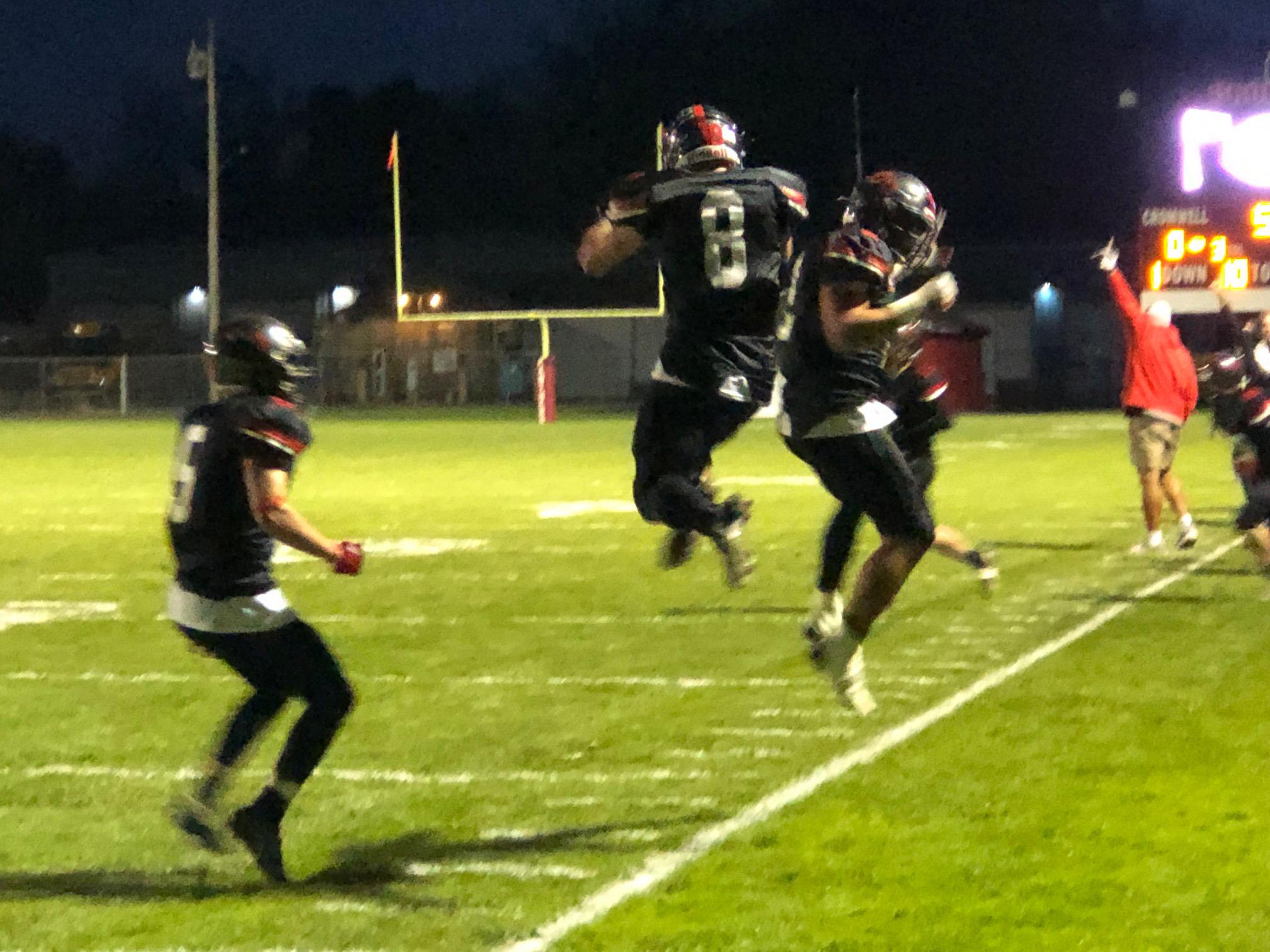 Cromwell/Portland football team erupts for 17 points in 2-minute span ...