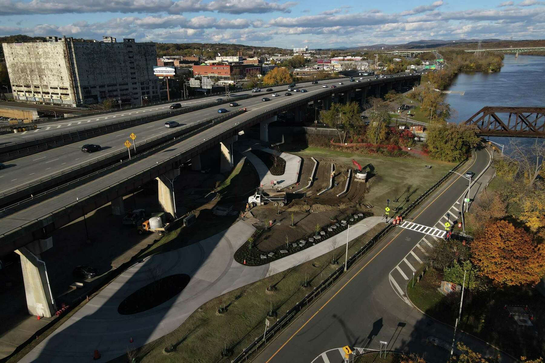 Albany's elevated Skyway park should be completed in December
