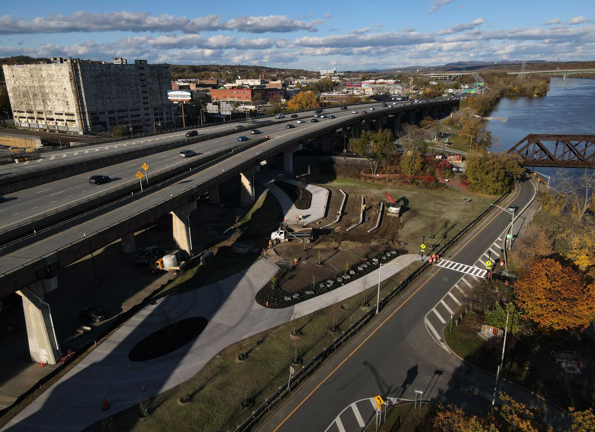 Albany's elevated Skyway park should be completed in December