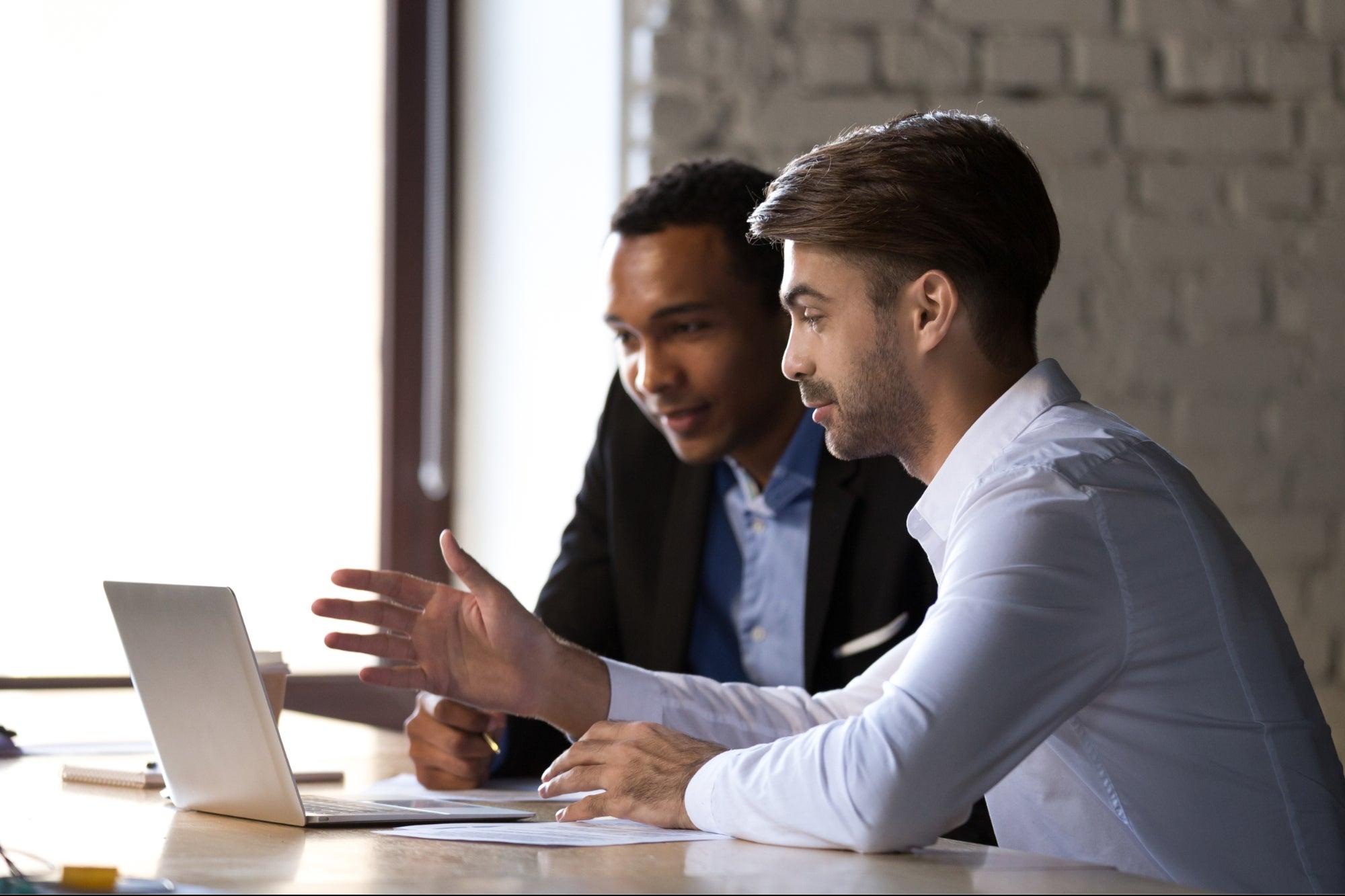 5 Tips for Effectively Onboarding and Training New Hires