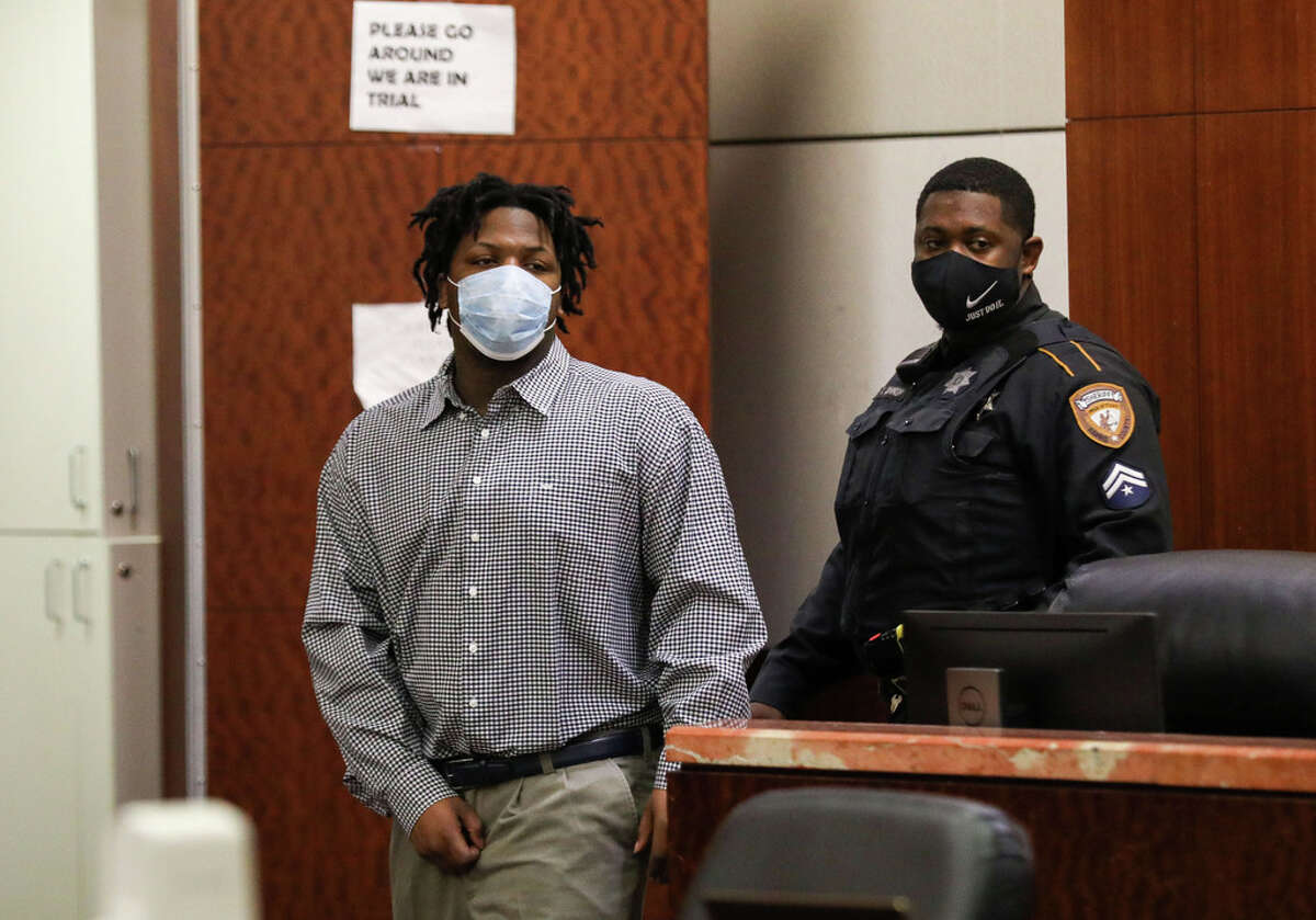 Prosecutor unravels yarn of teen love, betrayal, violence during murder ...