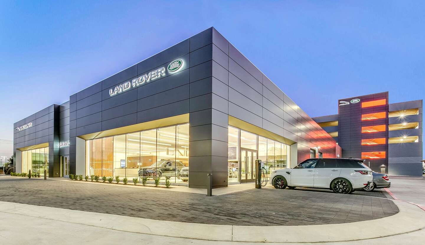 Cavender Auto Group Opens New Jaguar Land Rover Dealership