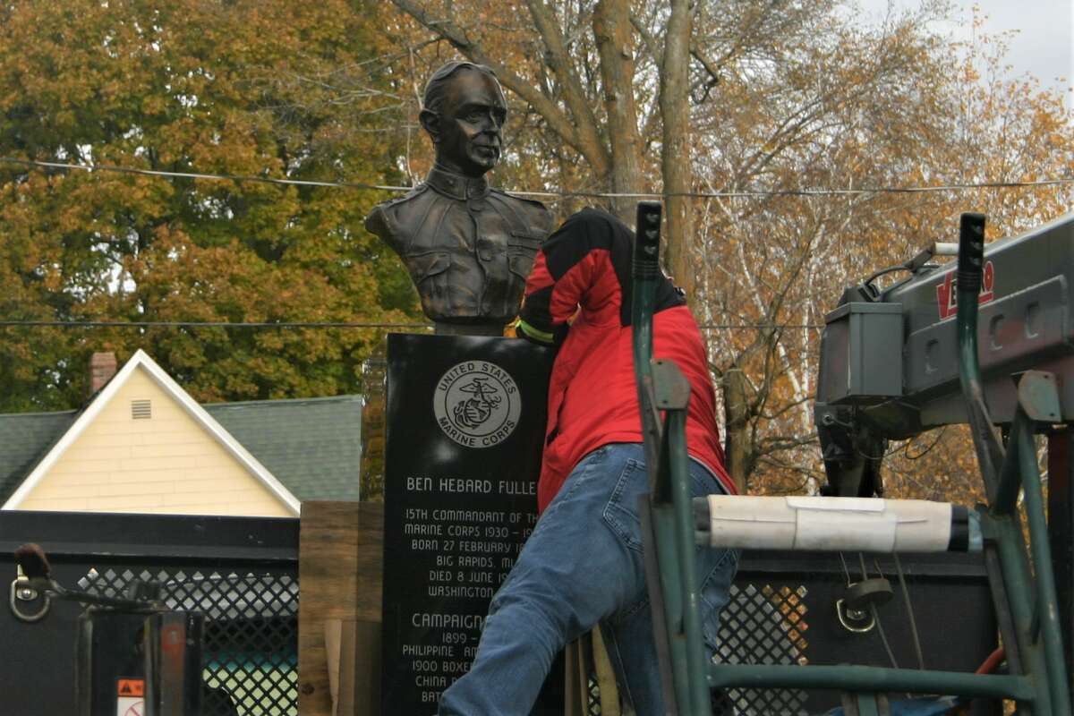 Monument installed honoring Big Rapids veteran