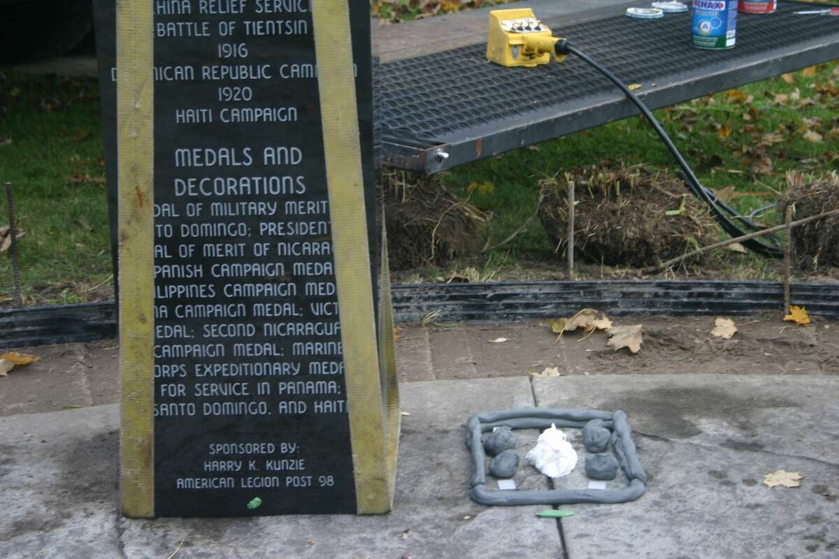 Monument installed honoring Big Rapids veteran