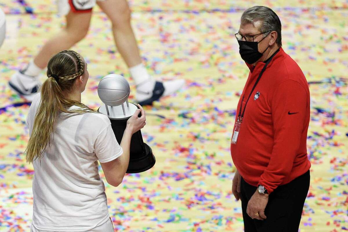UConn’s Geno Auriemma welcomes NCAA Tournament expansion: ‘The more ...