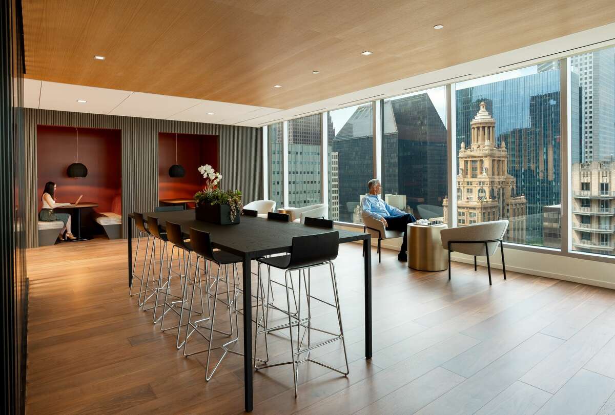 Shell Oil inks major office renewal in downtown Houston