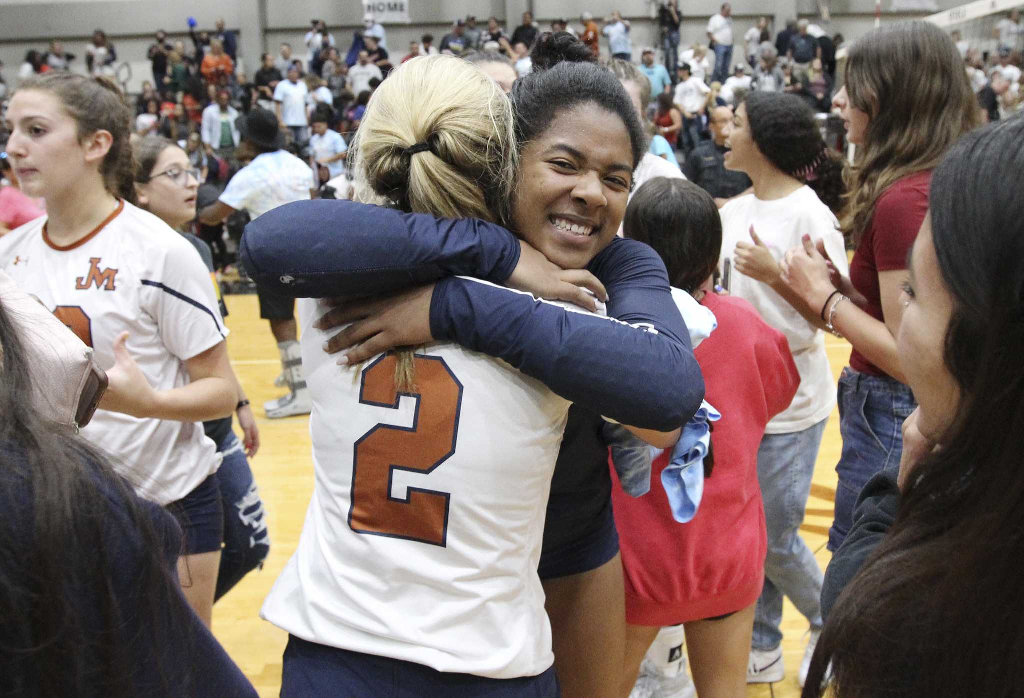 Volleyball: Madison’s resiliency on display against Smithson Valley
