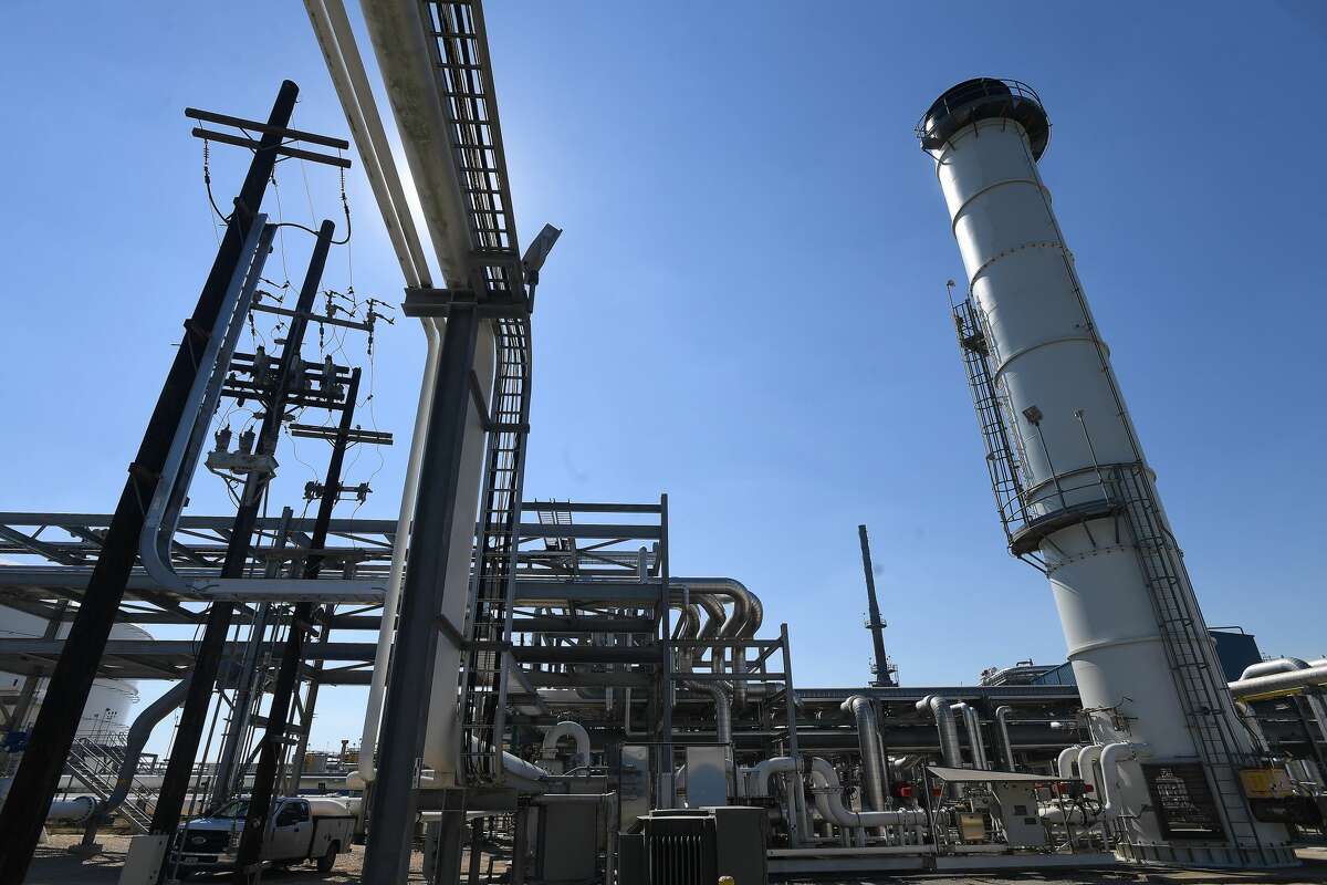 Get a rare look inside Energy Transfer’s Nederland Terminal