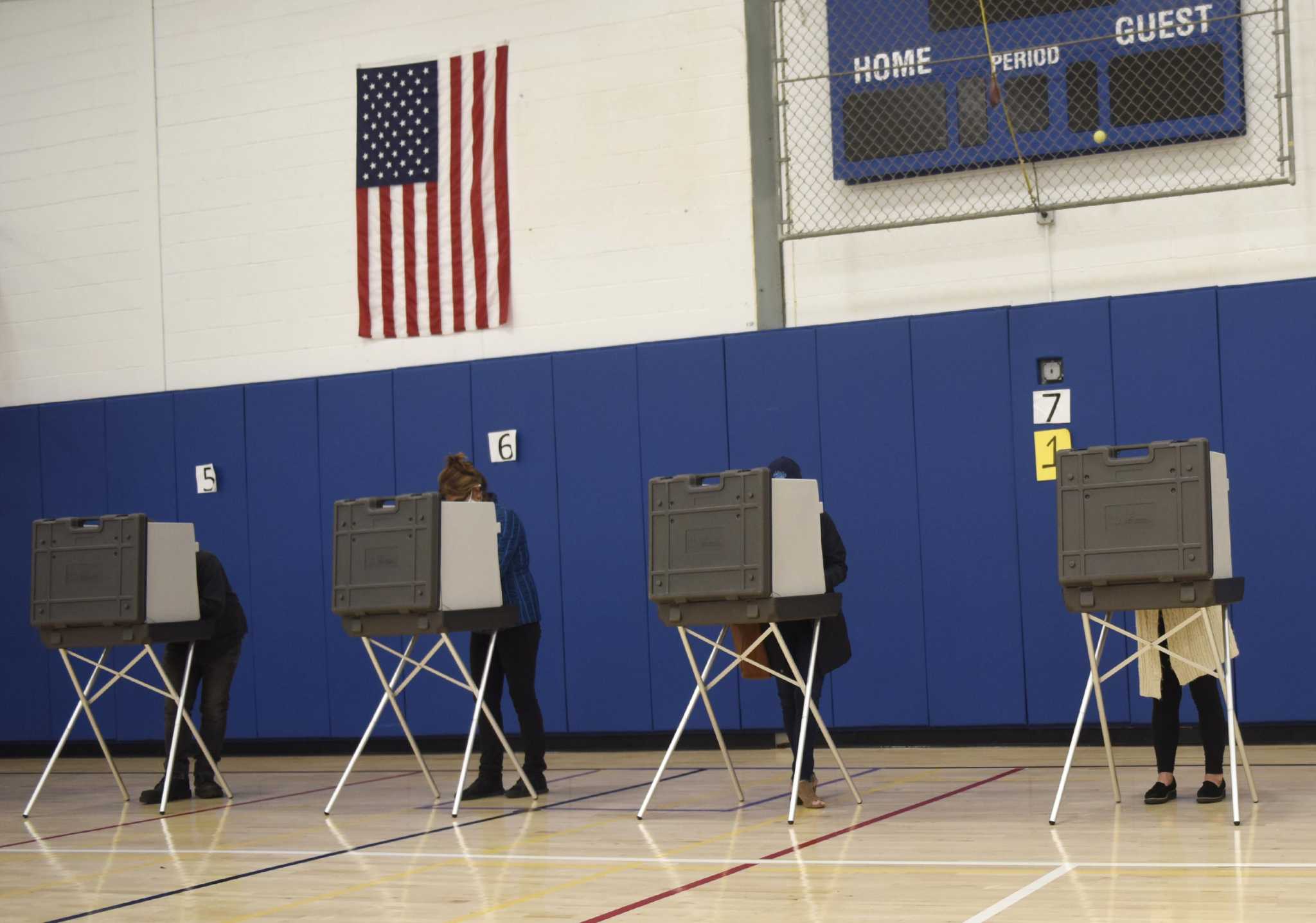 Changing political parties in Greenwich? Your deadline is soon