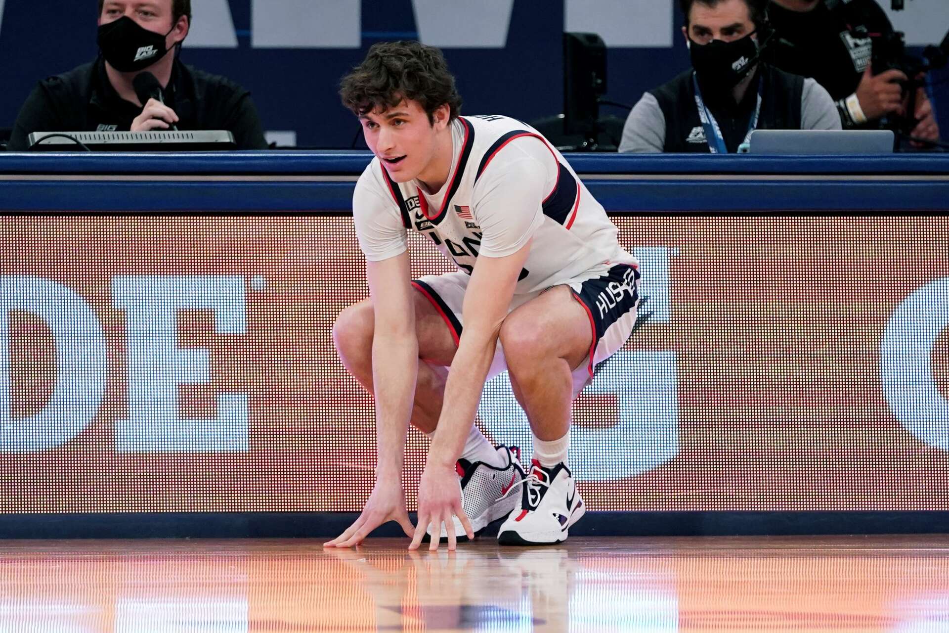 Dan, Andrew Hurley cherish shared time with UConn men's basketball