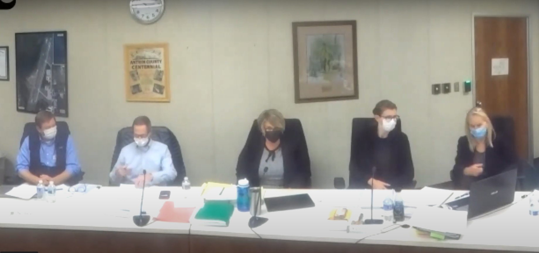 Lisa Peacock to remain health officer after termination vote fails