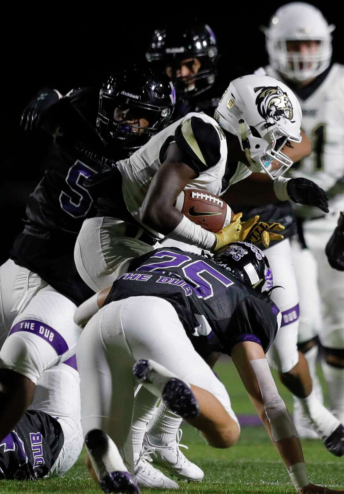 Conroe wraps up regular season with win over Willis