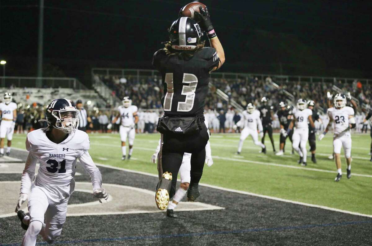 Perfect regular season fuels Steele entering the playoffs