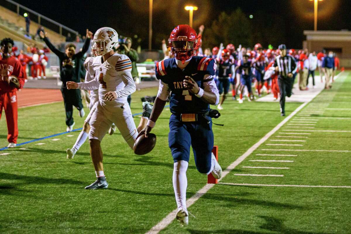 Friday night highlights: Alief Taylor, Tomball earn playoff berths