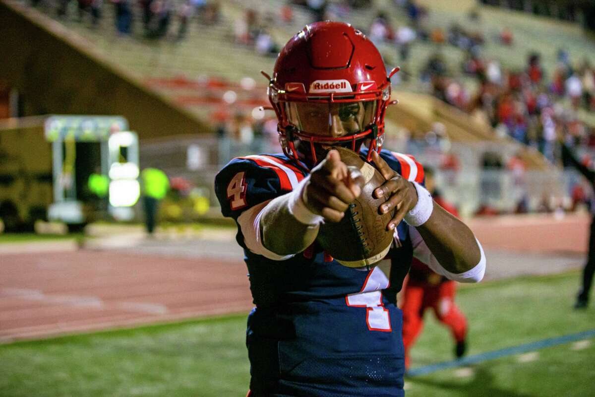 Friday night highlights: Alief Taylor, Tomball earn playoff berths