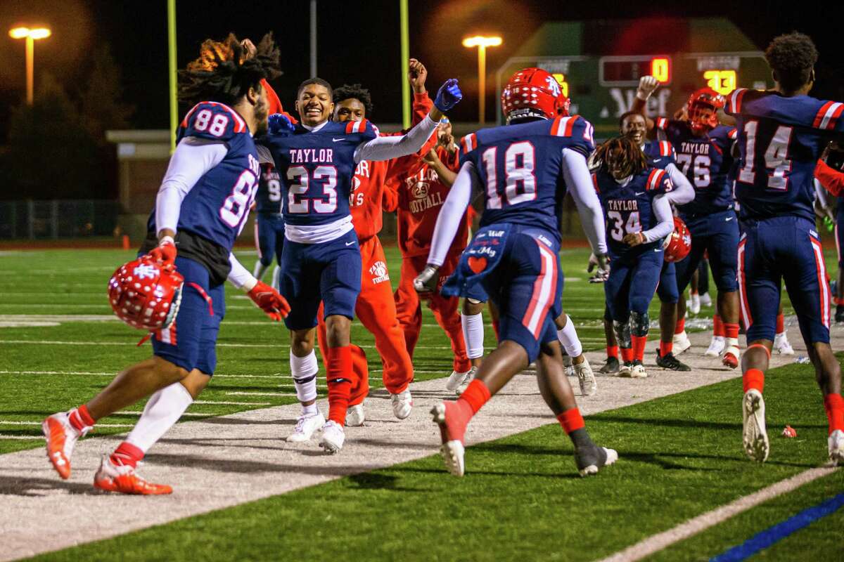 Friday night highlights: Alief Taylor, Tomball earn playoff berths