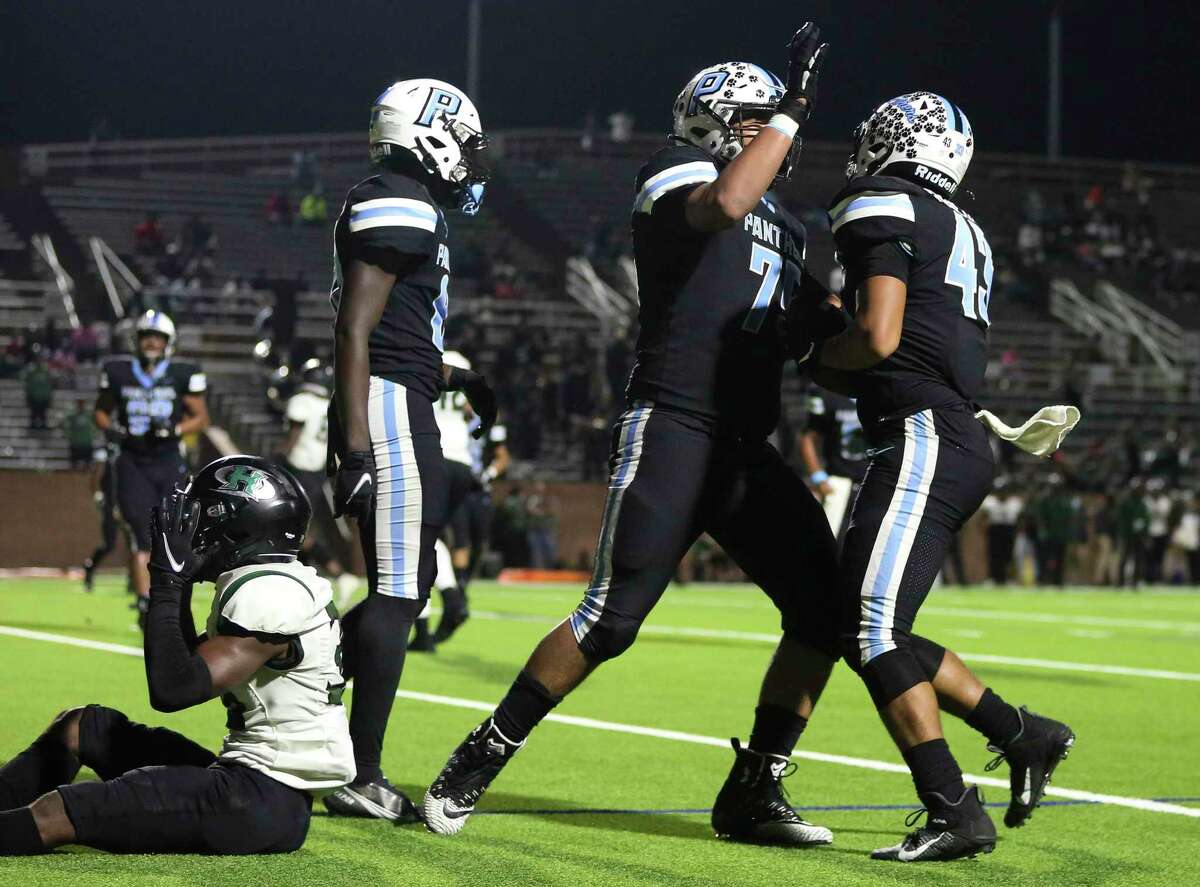 Paetow football clinches first district title