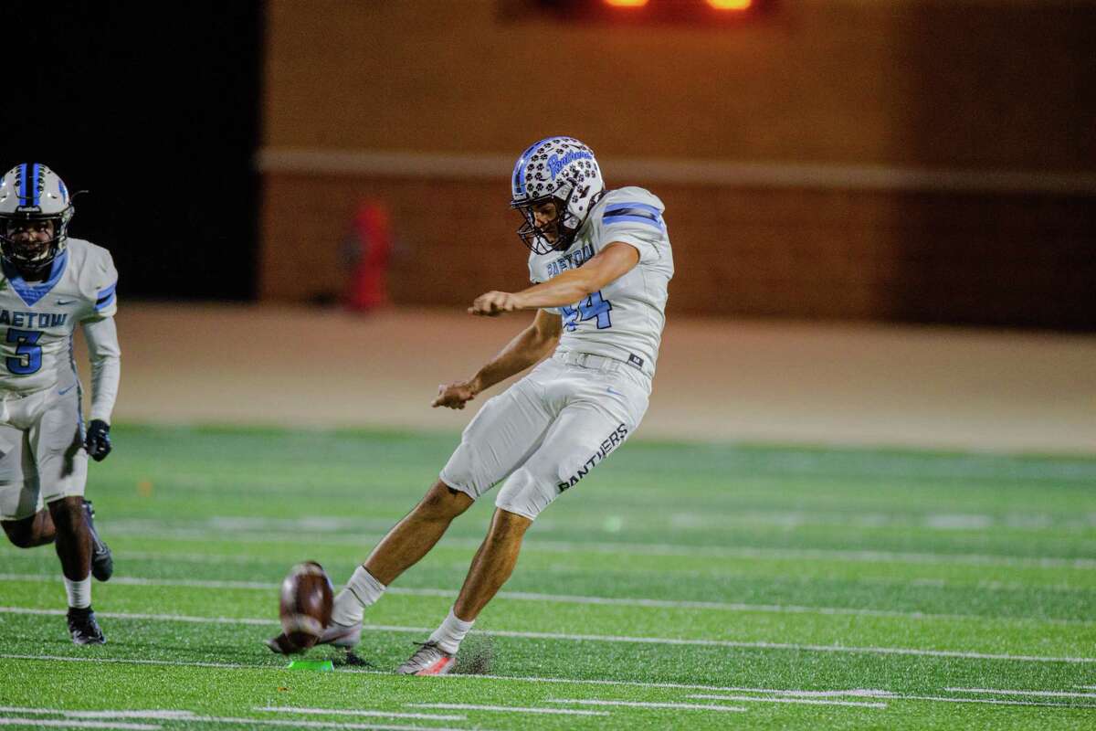 Paetow football clinches first district title