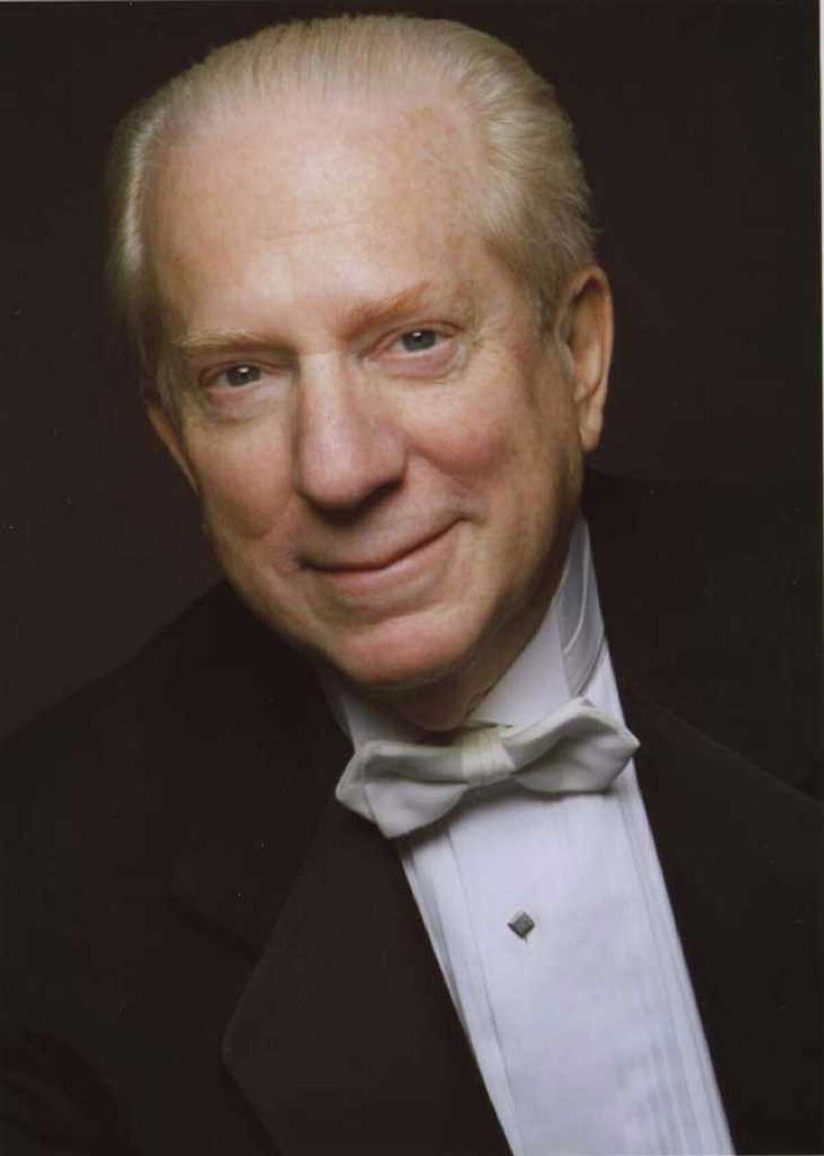 Greenwich Symphony orchestra to feature 'old friends'