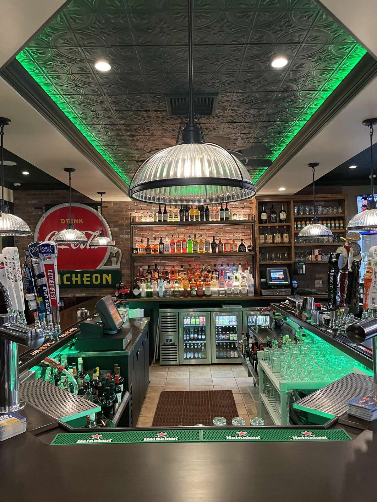 Archie Moore's opens doors to new Branford location