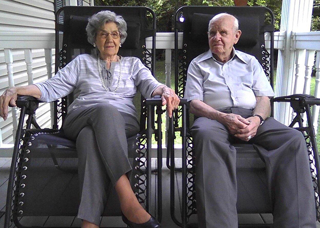 Couple at Cedarhurst will mark 77th anniversary on Veterans Day