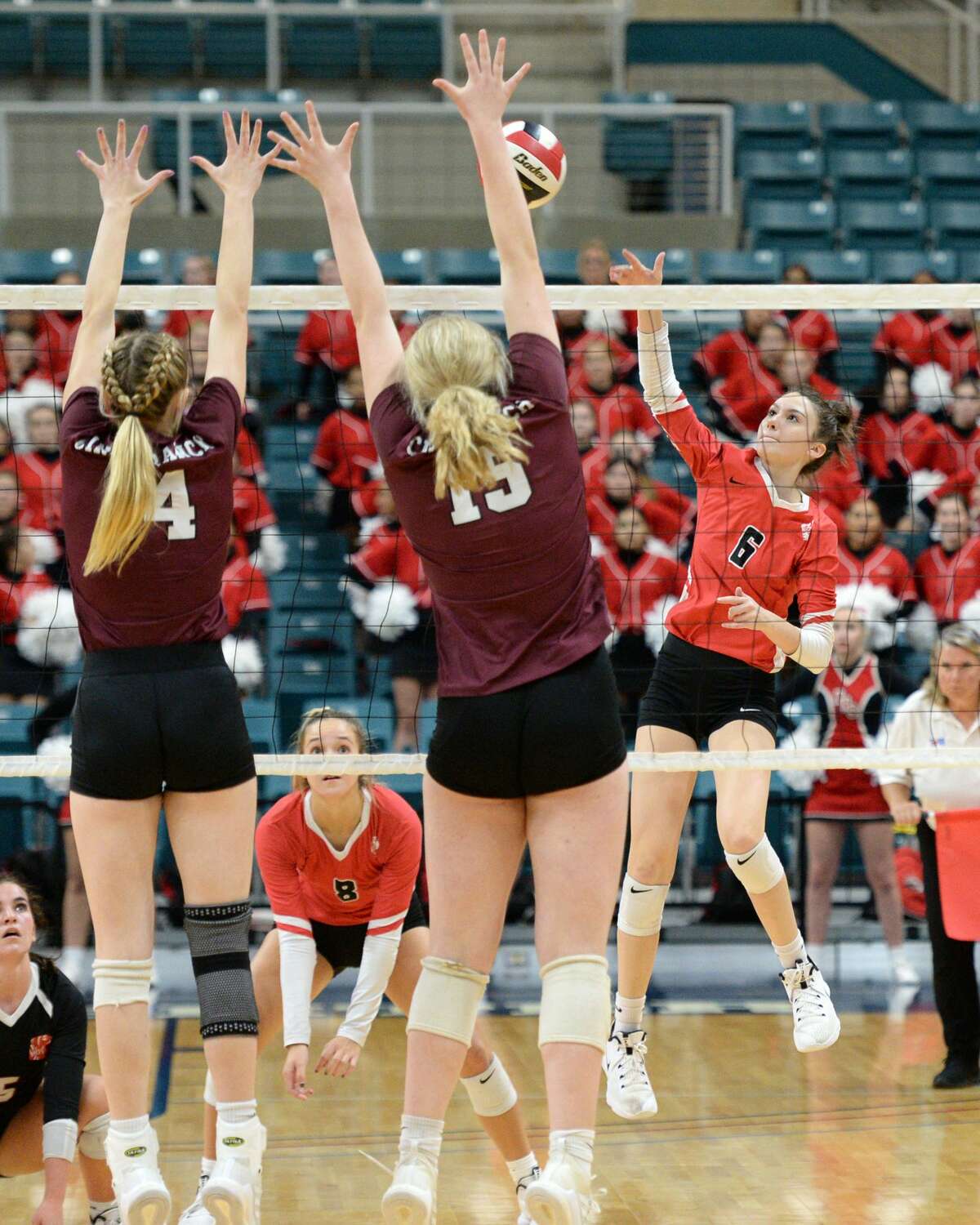 Katy holds off Cinco Ranch, returns to regional semifinals